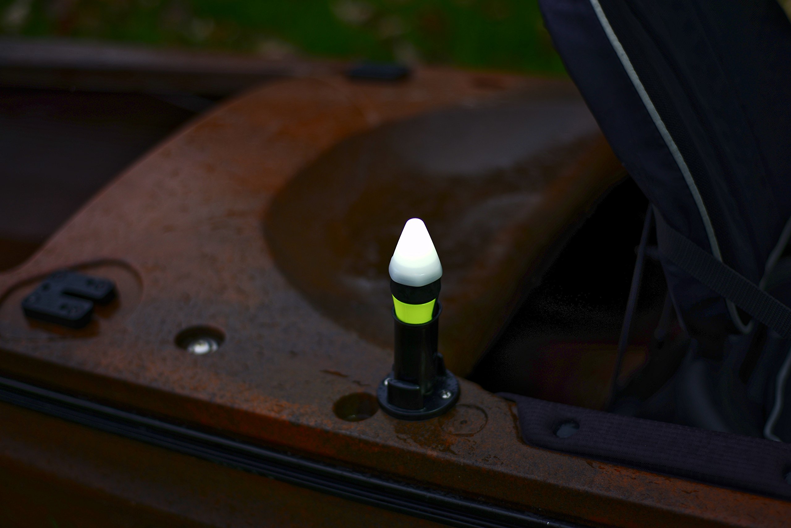 Princeton Tec Amp Kayak Mount with Light (90 Lumens, Black/Neon Yellow)