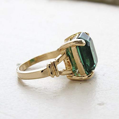 Providence Vintage Jewelry Emerald Austrian Crystal 18k Yellow Gold Plated Cocktail Ring