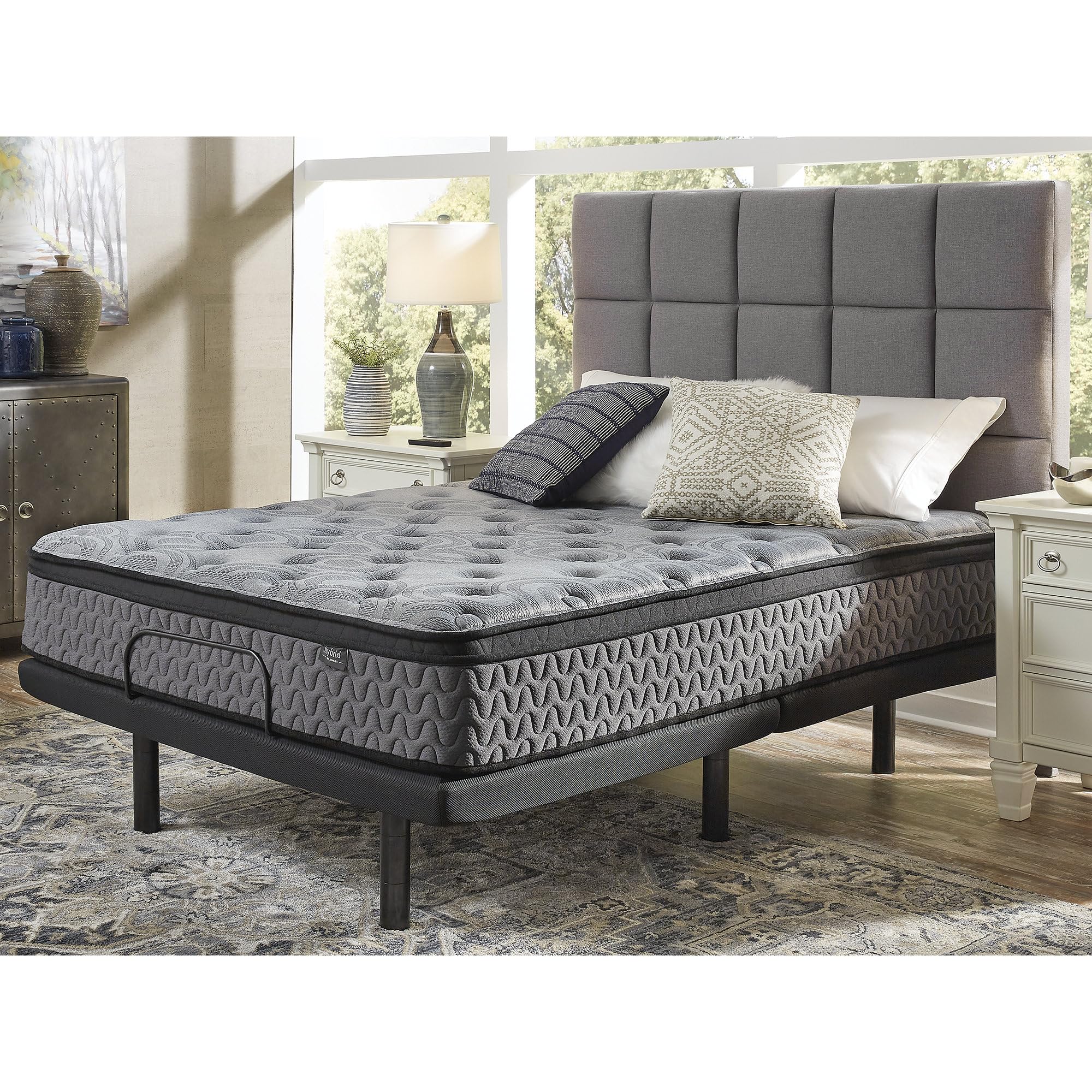 Signature Design by Ashley Augusta 12" Euro Top Mattress, CertiPUR-US Certified Gel Foam, Queen
