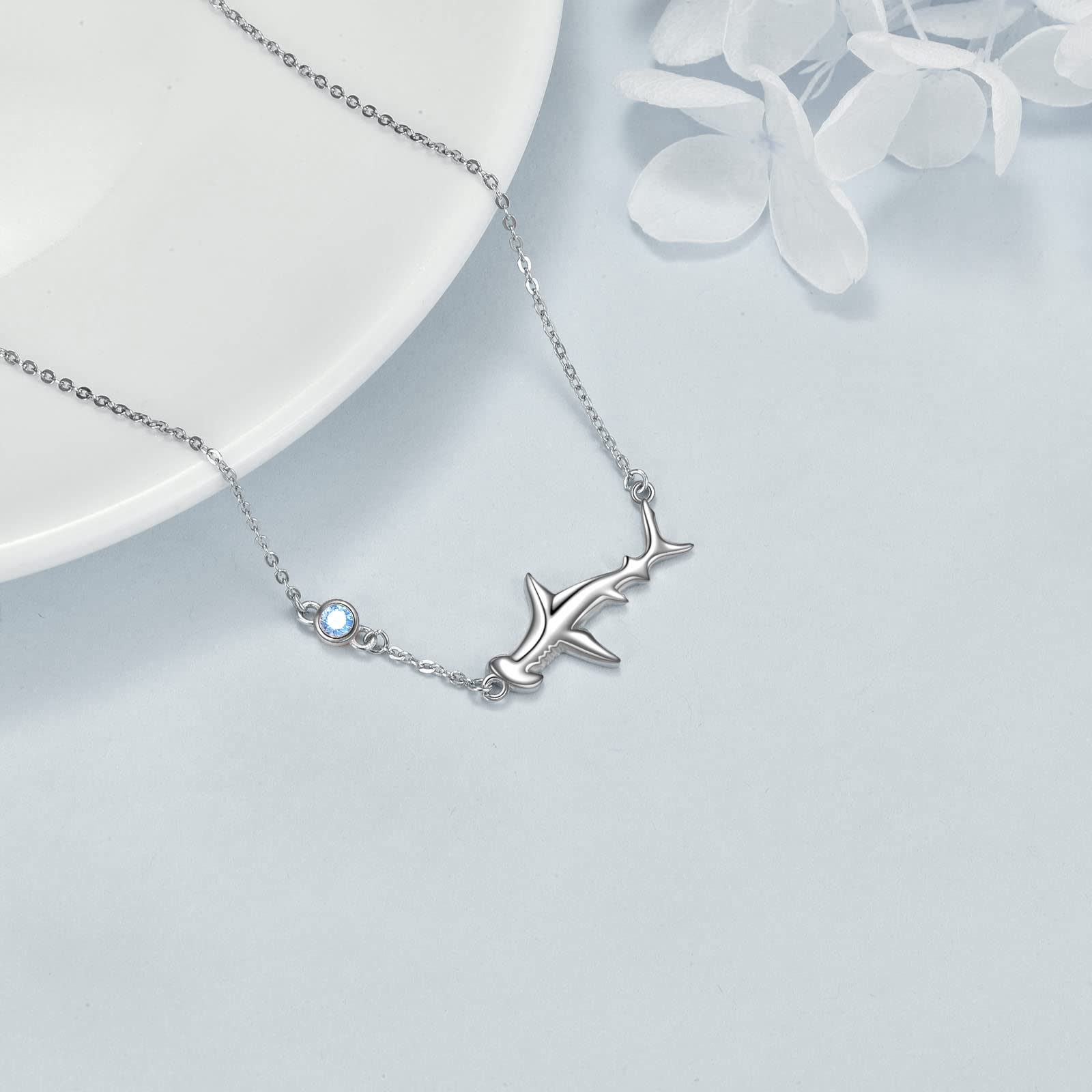 YAFEINI Hammerhead Shark Necklace Sterling Silver Pendant Shark Jewelry Gifts for Diver Women