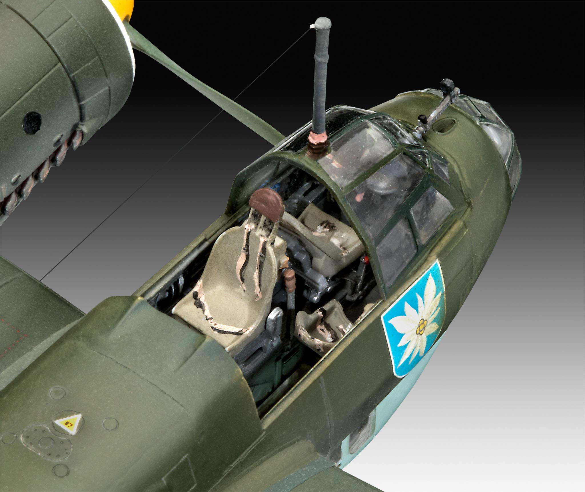 Revell RV04972 Junkers Ju88 A-1 Battle of Britaon 1:72 Plastic Model kit, Unlackiert