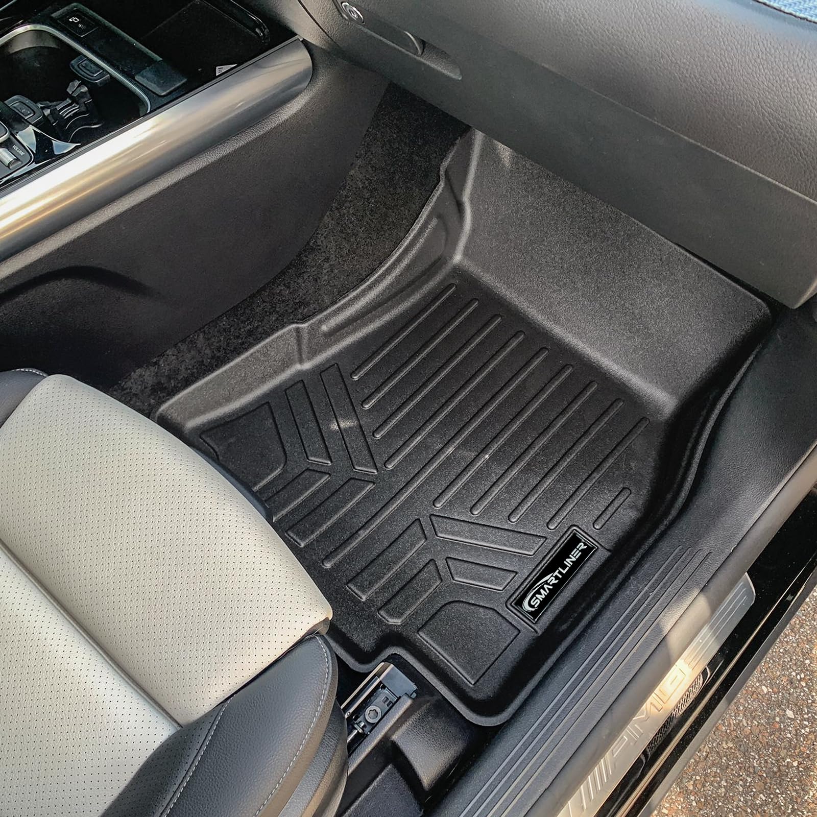 SMARTLINER SA0533/B0533 All Weather Custom Fit 2 Row Black Floor Mat Liner Set for 2021 Mercedes-Benz GLA-Class