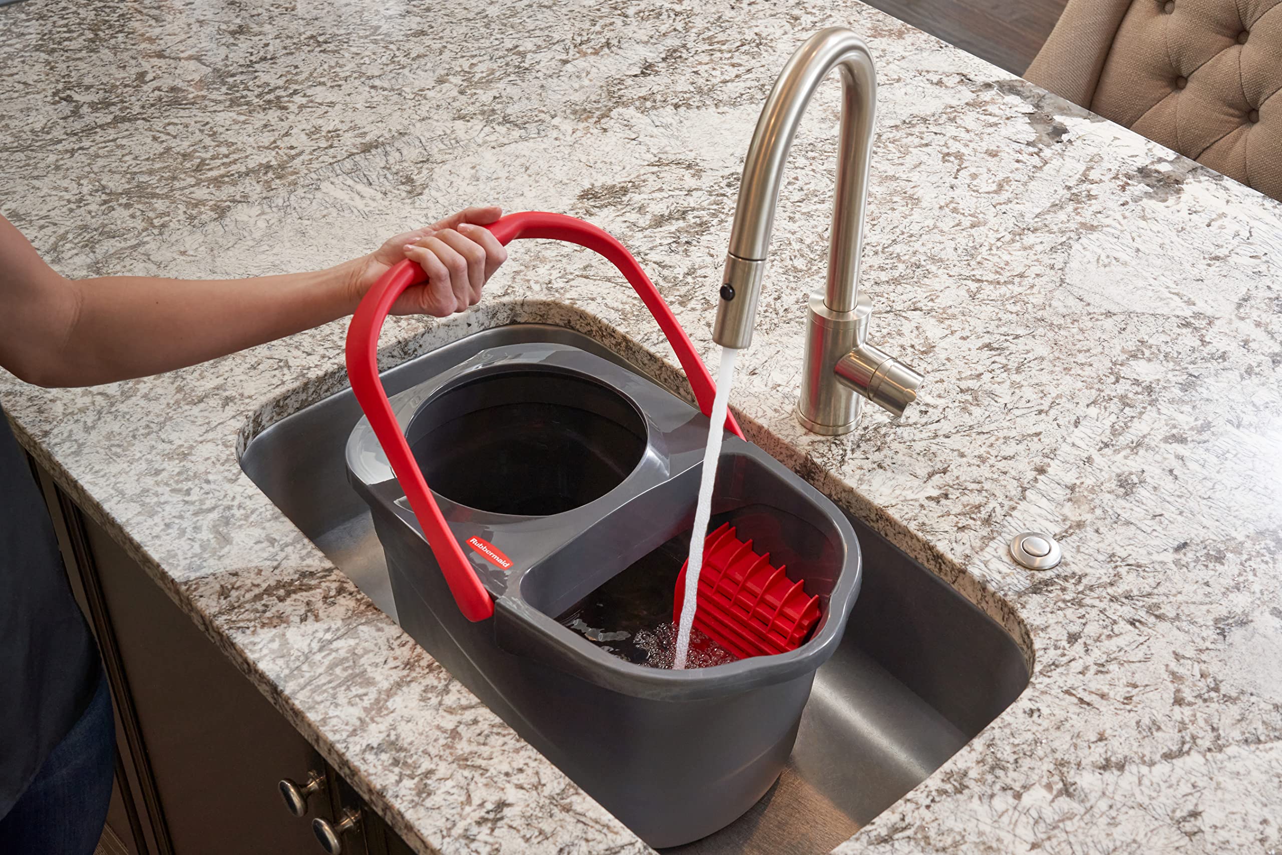 Rubbermaid Microfiber Flat Spin Mop Floor Cleaning System with Wringer Bucket, Red, Flat Floor Mop for Hardwood/Laminate/Vinyl/Tile/Stone Floors