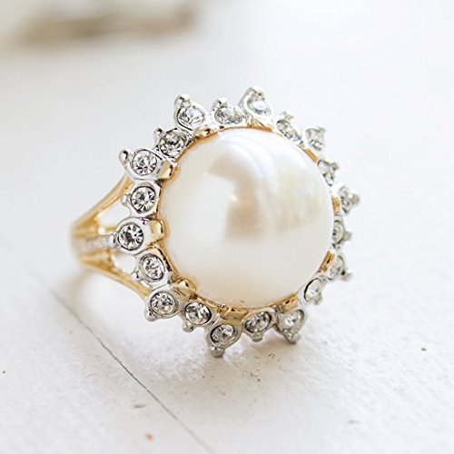 Providence Vintage Jewelry 1970's Pearl Bead and Austrian Crystal Ring 18k Yellow Gold Electroplated