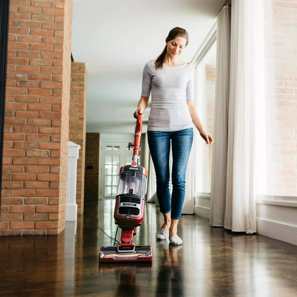 Shark ZU562 Navigator Speed Upright Multisurface Floor Vacuum Cleaner with Zero M Self Cleaning Brushroll and Lift Away Detachable Canister, Red