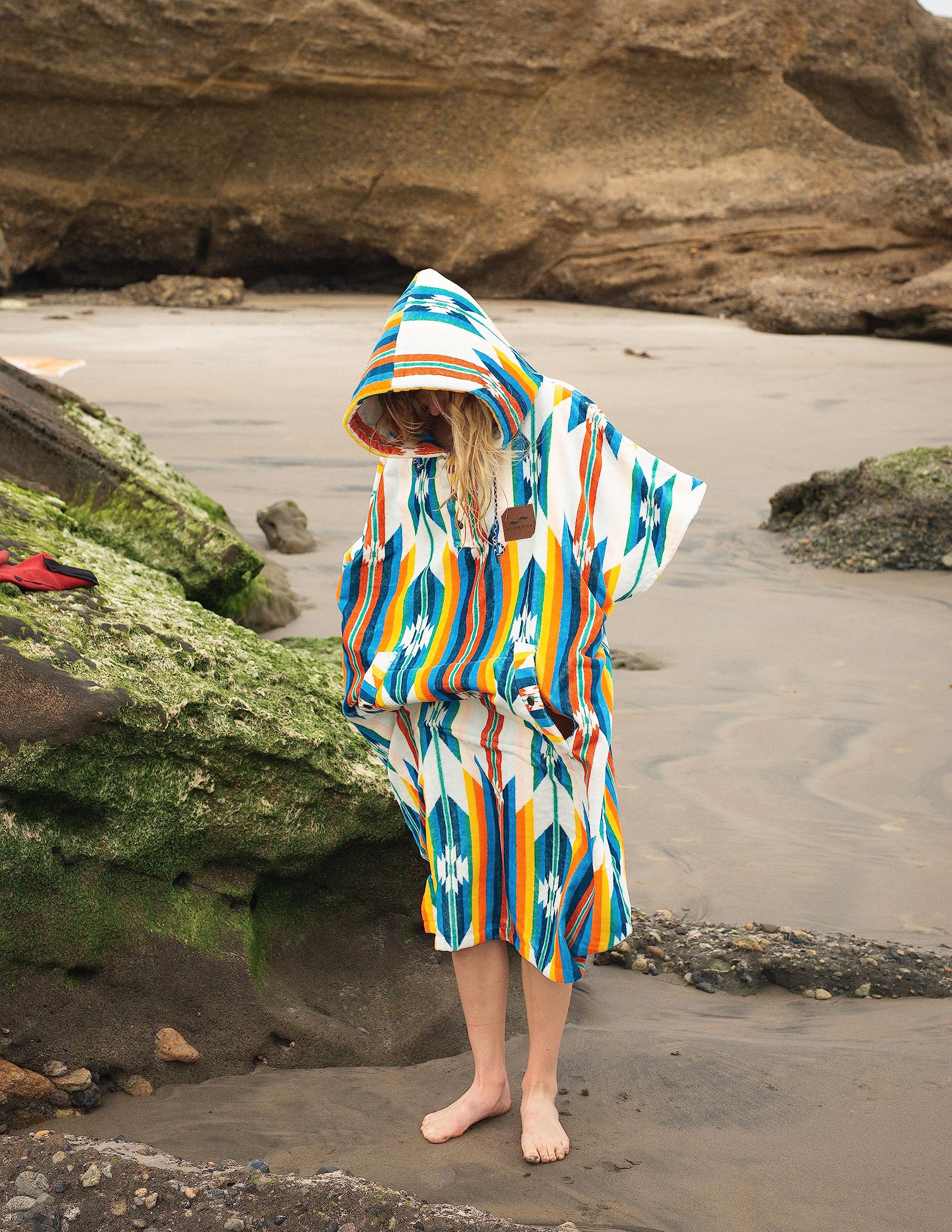 Slowtide Extra-Warm Changing Poncho | Change privately in public with ultra soft & absorbent beach poncho | Includes Internal Access Dual Pockets (S/M, York)