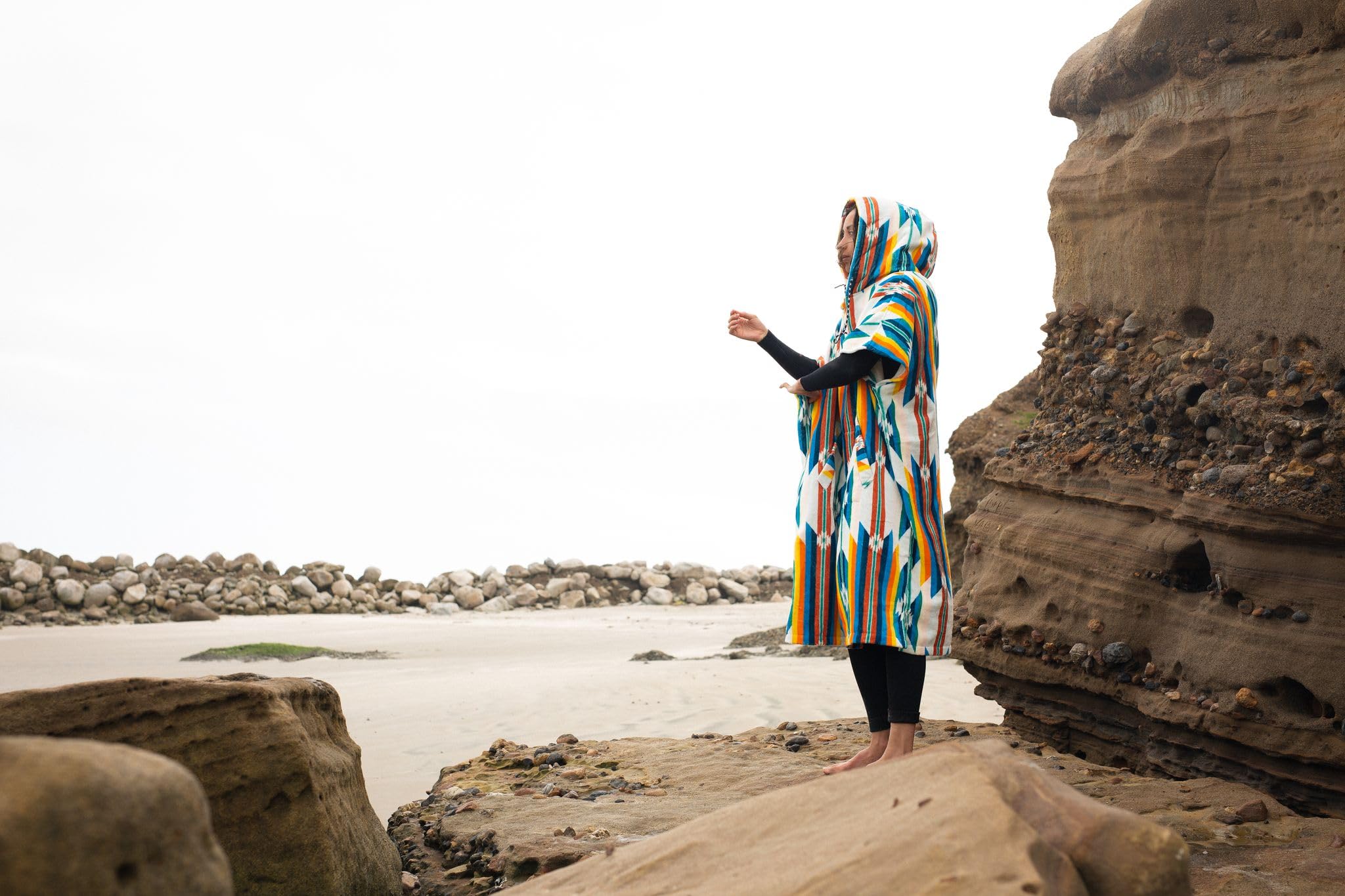 Slowtide Extra-Warm Changing Poncho | Change privately in public with ultra soft & absorbent beach poncho | Includes Internal Access Dual Pockets (S/M, York)