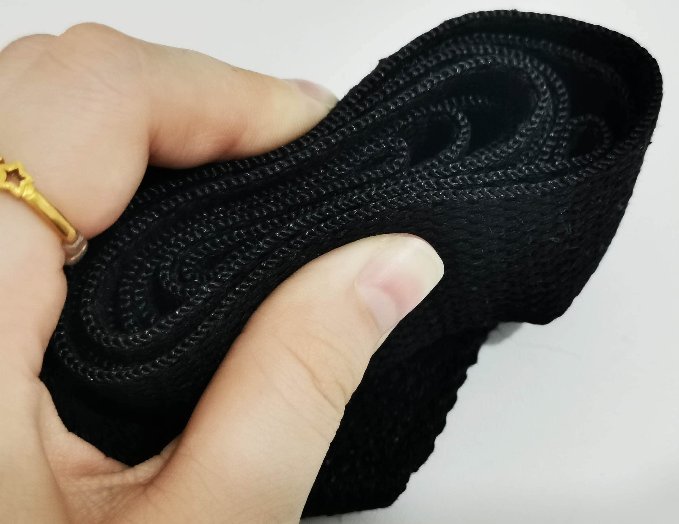 Yoga mat Straps for Carrying,2 Adjustable Loops Yoga mat Shoulder Straps Sling,Durable Cotton Yoga Strap Carry(black)