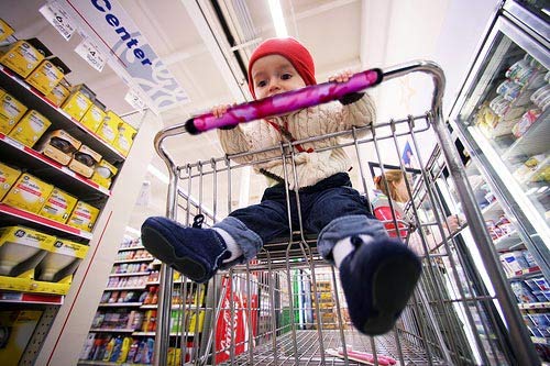 Shopping Cart Handle Cover by Handle Hugger | Buggy Covers for Babies | Cart Cover for Babies Girls | Travel Accessory | Kid Friendly | Compact, Foldable, Reusable, Washable | 18 in.(Pink)