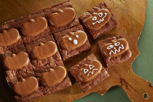 REESE'S Peanut Butter Halloween Pumpkin, Milk Chocolate Covered Peanut Butter Pumpkin Shaped Candy in Halloween Packaging, 19.2 Ounce Bag