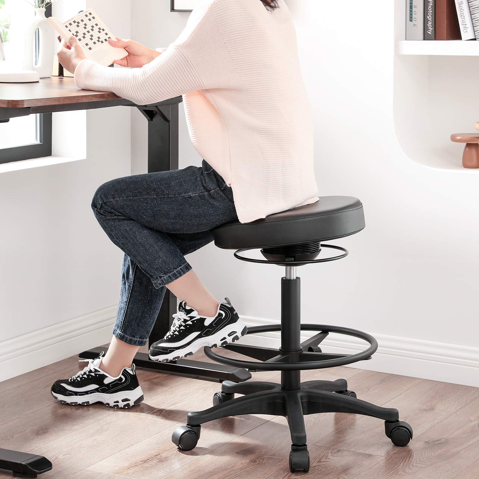 SONGMICS Office Stool Chair, Rolling Standing Stool, Ergonomic Wobble Stool with Adjustable Footrest, Swivel Adjustable Drafting Stool, 23.4-31.9 Inches, Black UOSC007B01