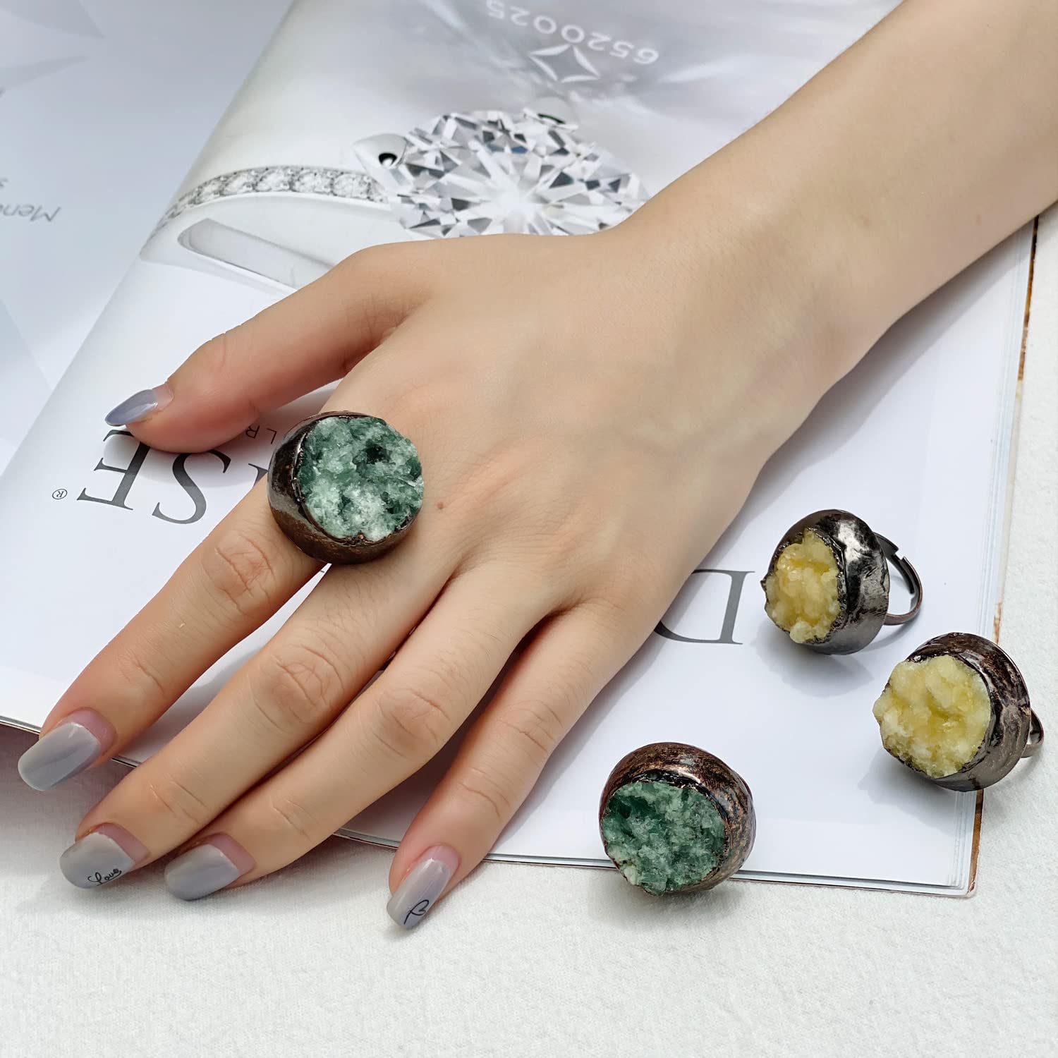 VIENNOIS Natural Green Quartz Healing Crystal Stone Adjustable Open Ring Gemstone Ring Handmade Jewelry