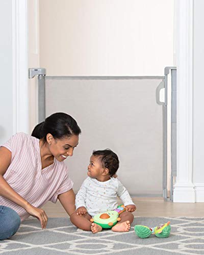 Skip Hop Retractable Mesh Baby Gate, Playview 52-Inch, Grey (Discontinued by Manufacturer)