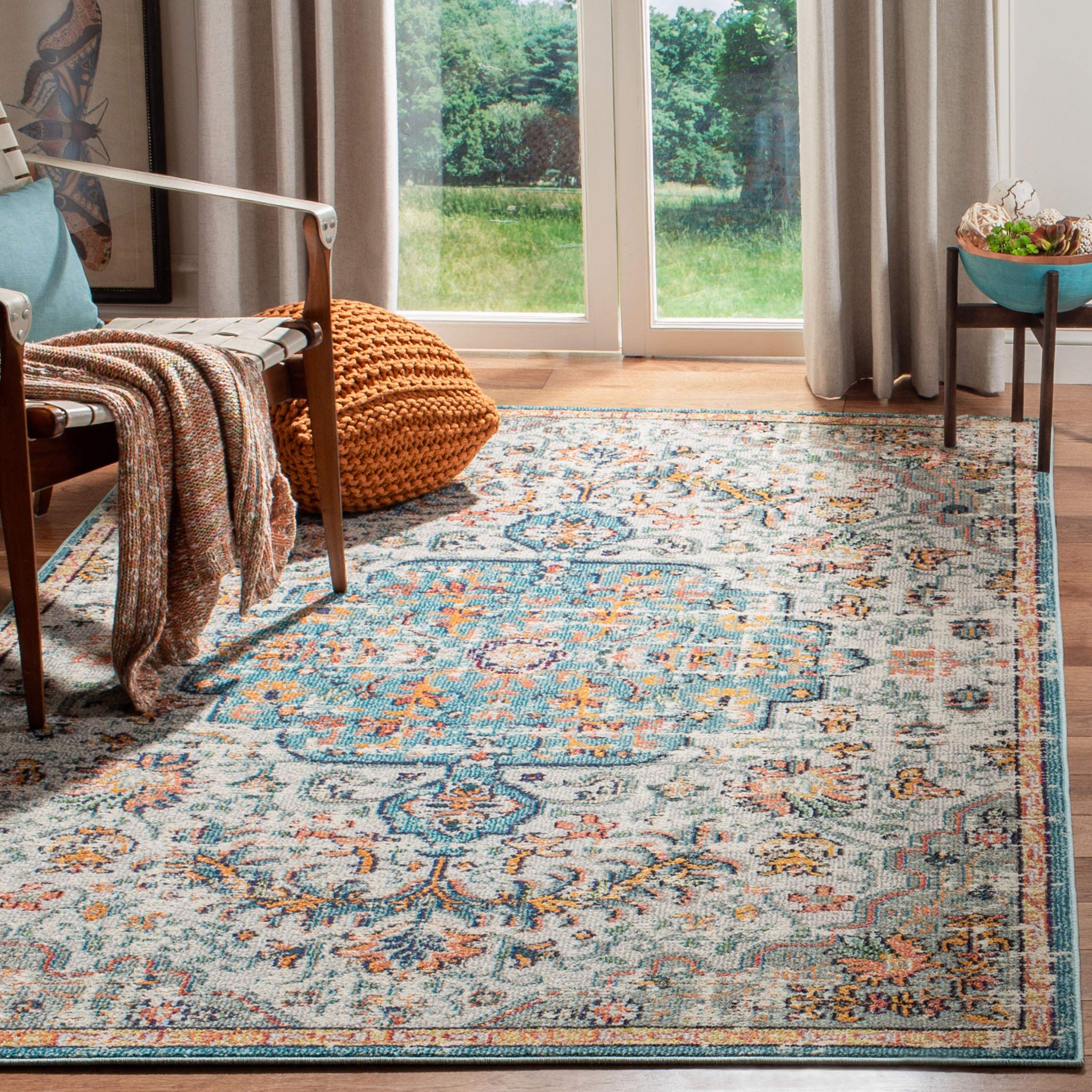 SAFAVIEH Madison Collection Area Rug - 8' x 10', Grey & Light Blue, Boho Chic Medallion Distressed Design, Non-Shedding & Easy Care, Ideal for High Traffic Areas in Living Room, Bedroom (MAD447F)