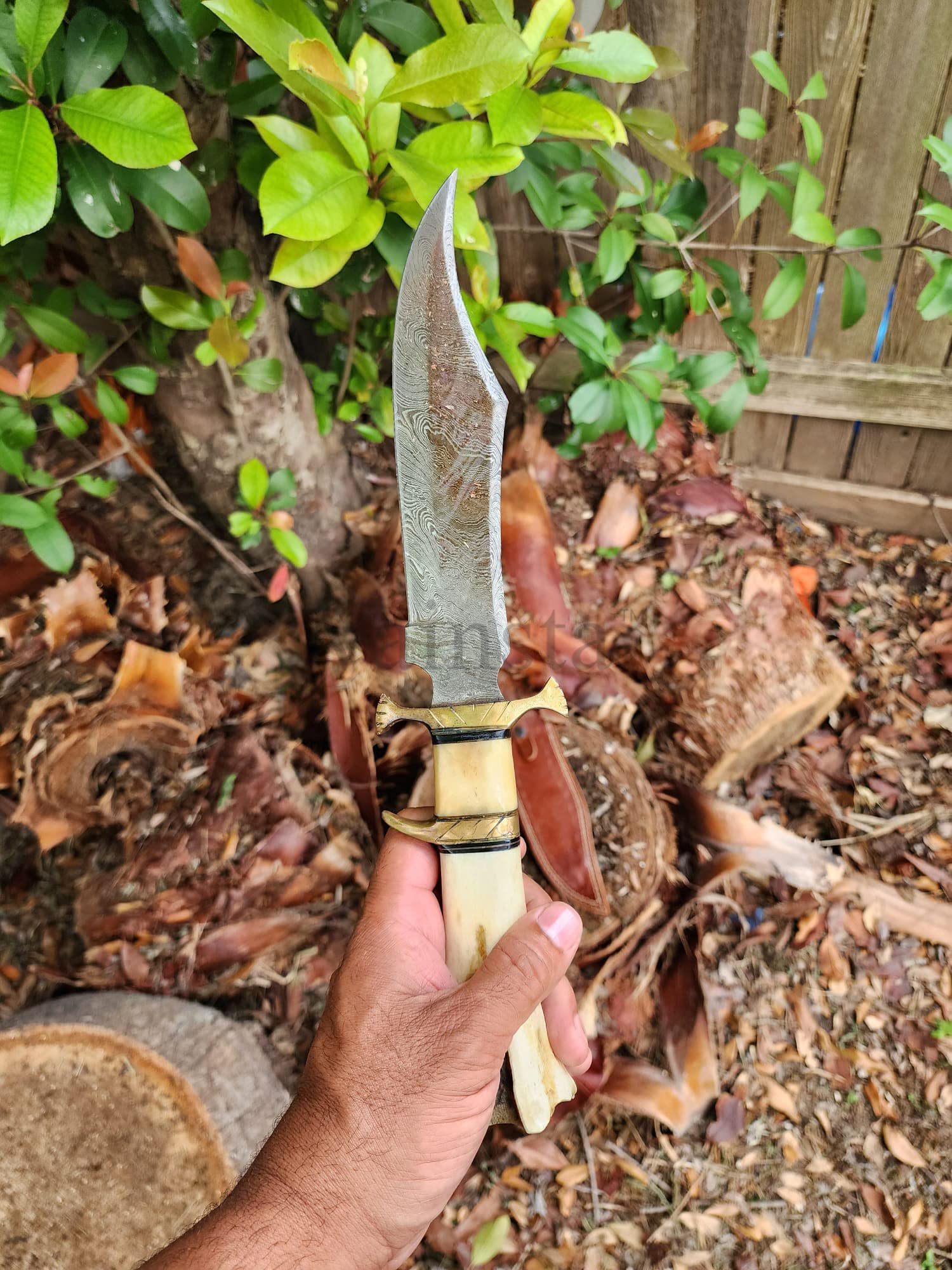 Vainsta Fixed Blade Knife with Sheath 15 Inch Handmade Custom Damascus Hunting Knife, Hand Forged Classic Bowie Knife with Camel Bone Handle for Firm Grip, white