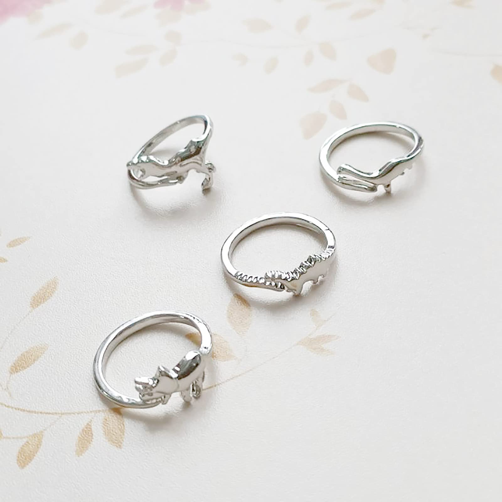 Vangelady 4 Pcs Dinosaur Rings Sets Jurassic Era Dinosaur Statement Ring Adjustable Knuckle Band Jewelry for Women Men Girls, Silver C