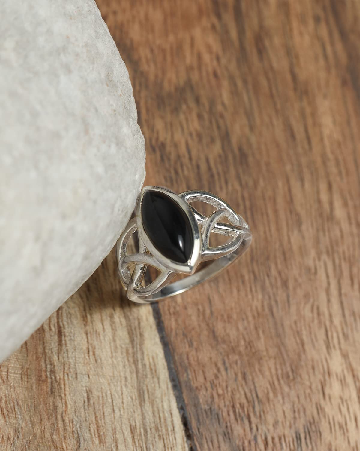 YoTreasure Black Onyx 925 Sterling Silver Victorian Style Triquetra Celtic Trinity Knot Ring