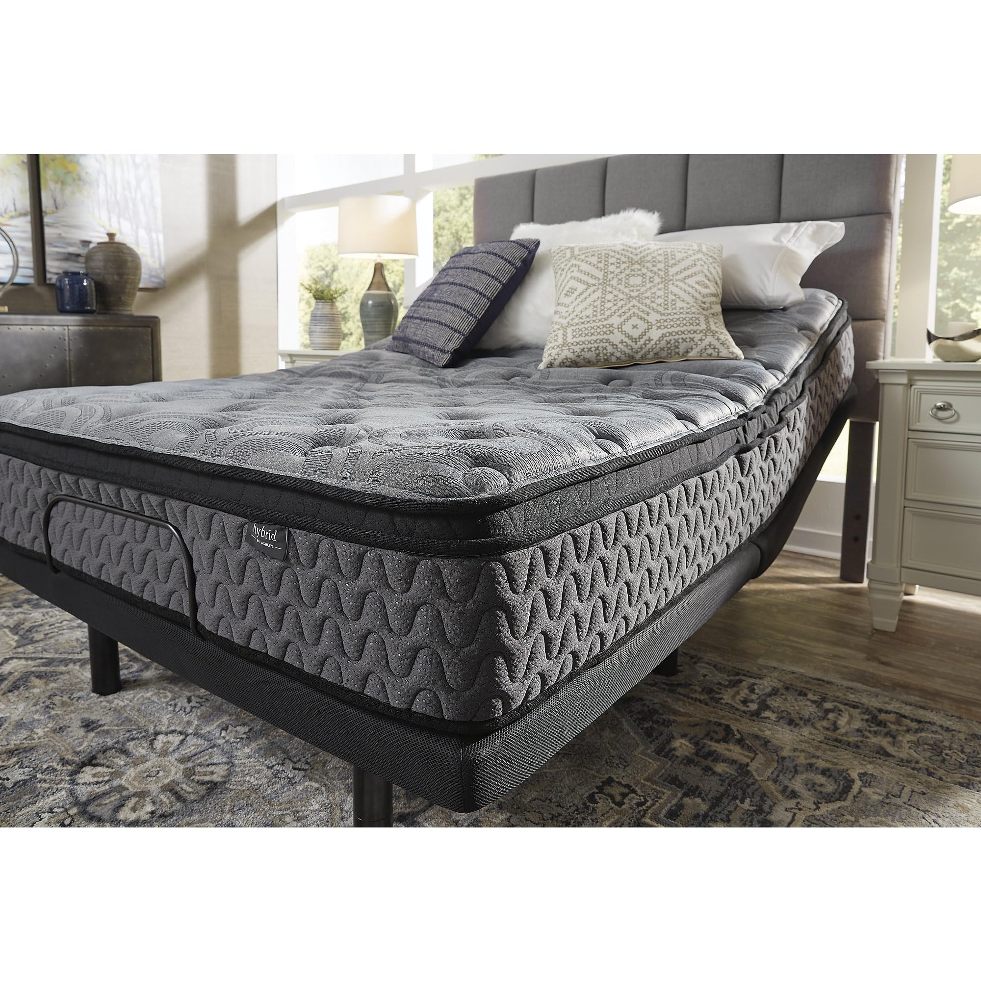 Signature Design by Ashley Augusta 12" Euro Top Mattress, CertiPUR-US Certified Gel Foam, Queen