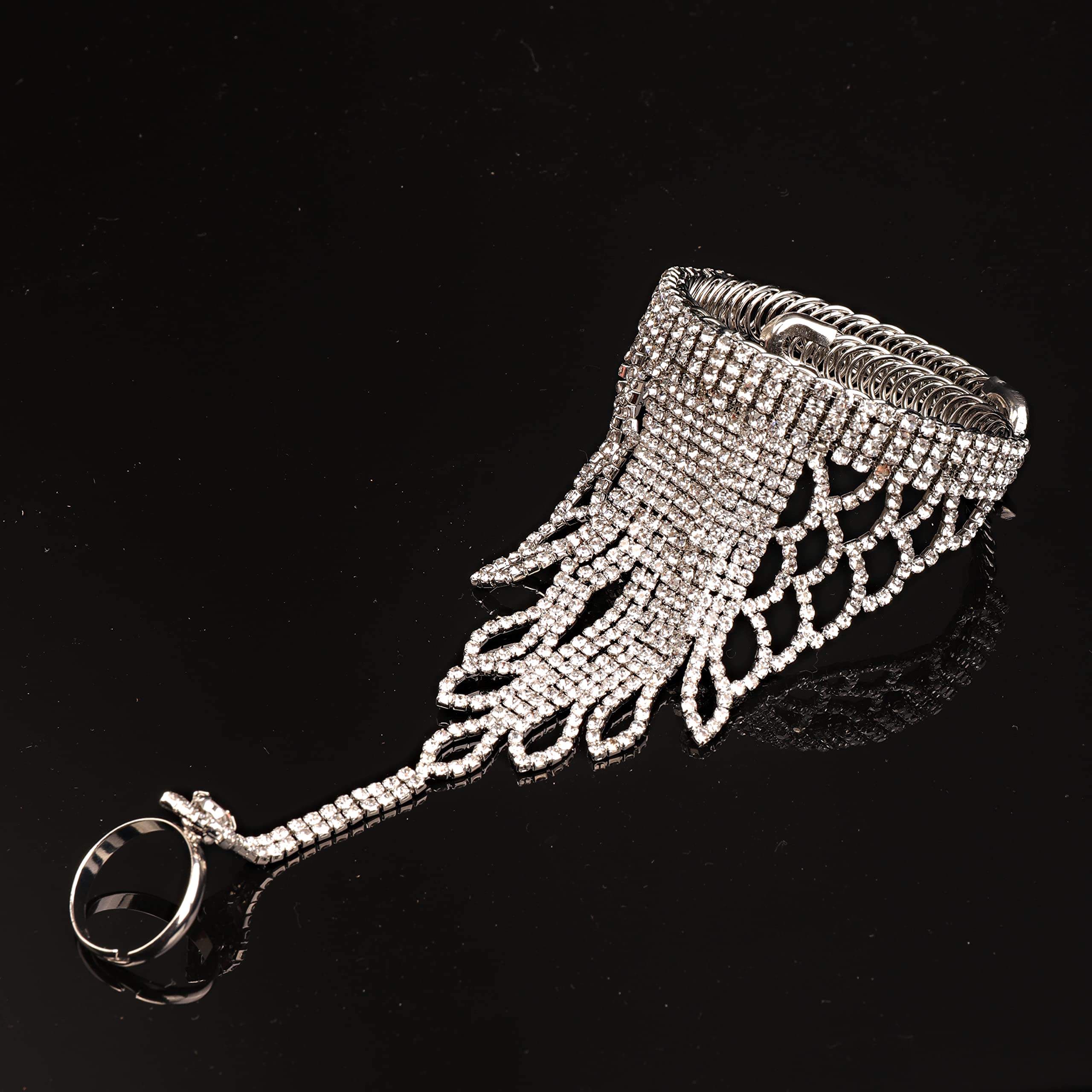 YERTTER Dainty Rhinestone Crystal Hand Chain Slave Harnss Bracelet Finger Chain Bangle Bracelet Silver Gold Hand Chain Ring Link Bracelet (Style 1)