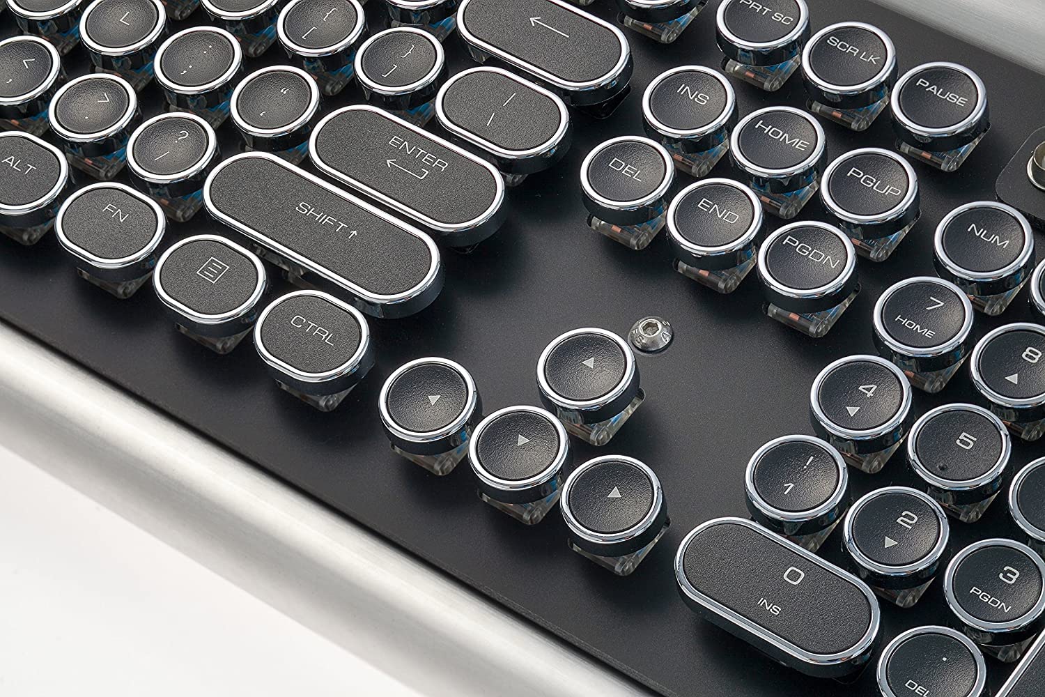 Yindiao Typewriter Keyboard, Mechanical Gaming Keyboard, Aluminium Alloy Body with 104 Keys, Black