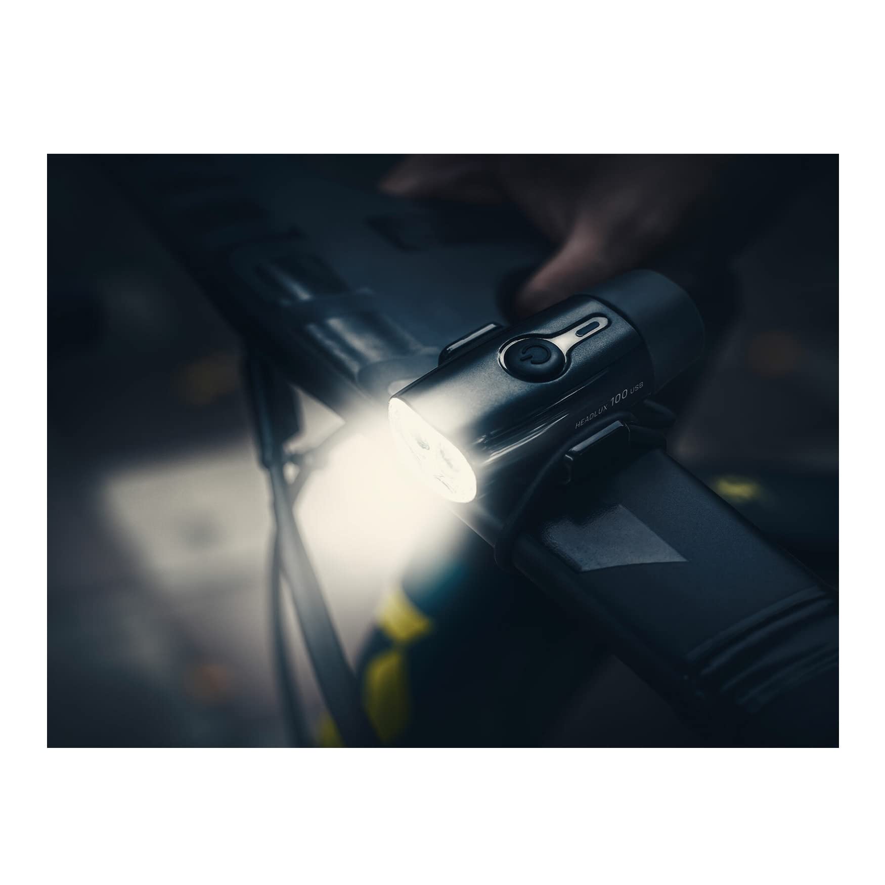 Topeak PowerLux USB Combination Light Set Bundle with Bulldog STD Bike U-Lock (2 Items)
