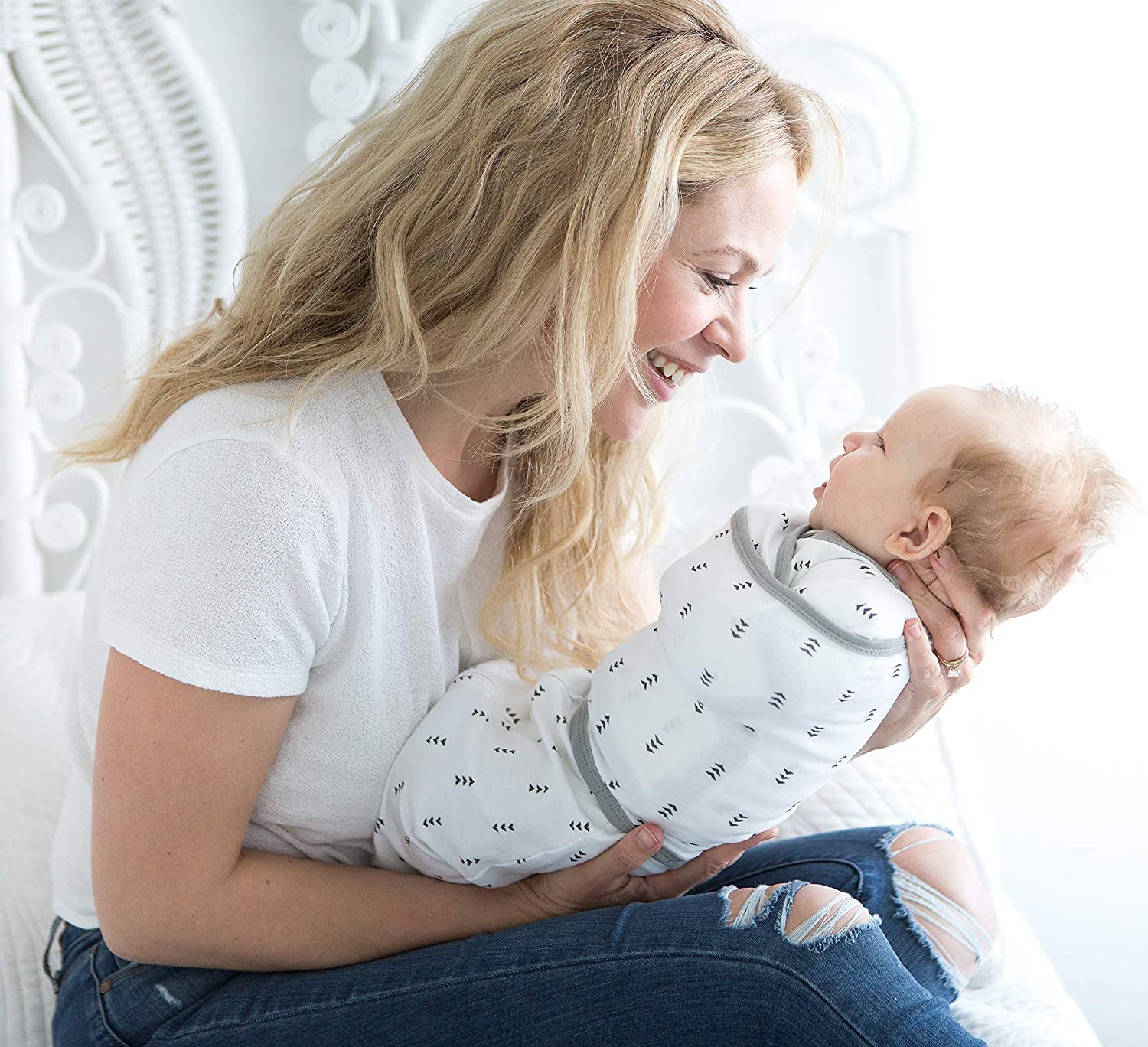 SwaddleDesigns 6-Way Omni Swaddle Sack for Newborn with Wrap & Arms Up Sleeves & Mitten Cuffs, Easy Swaddle Transition, Better Sleep for Baby Boys & Girls, Heathered Gray, Small, 0-3 Months
