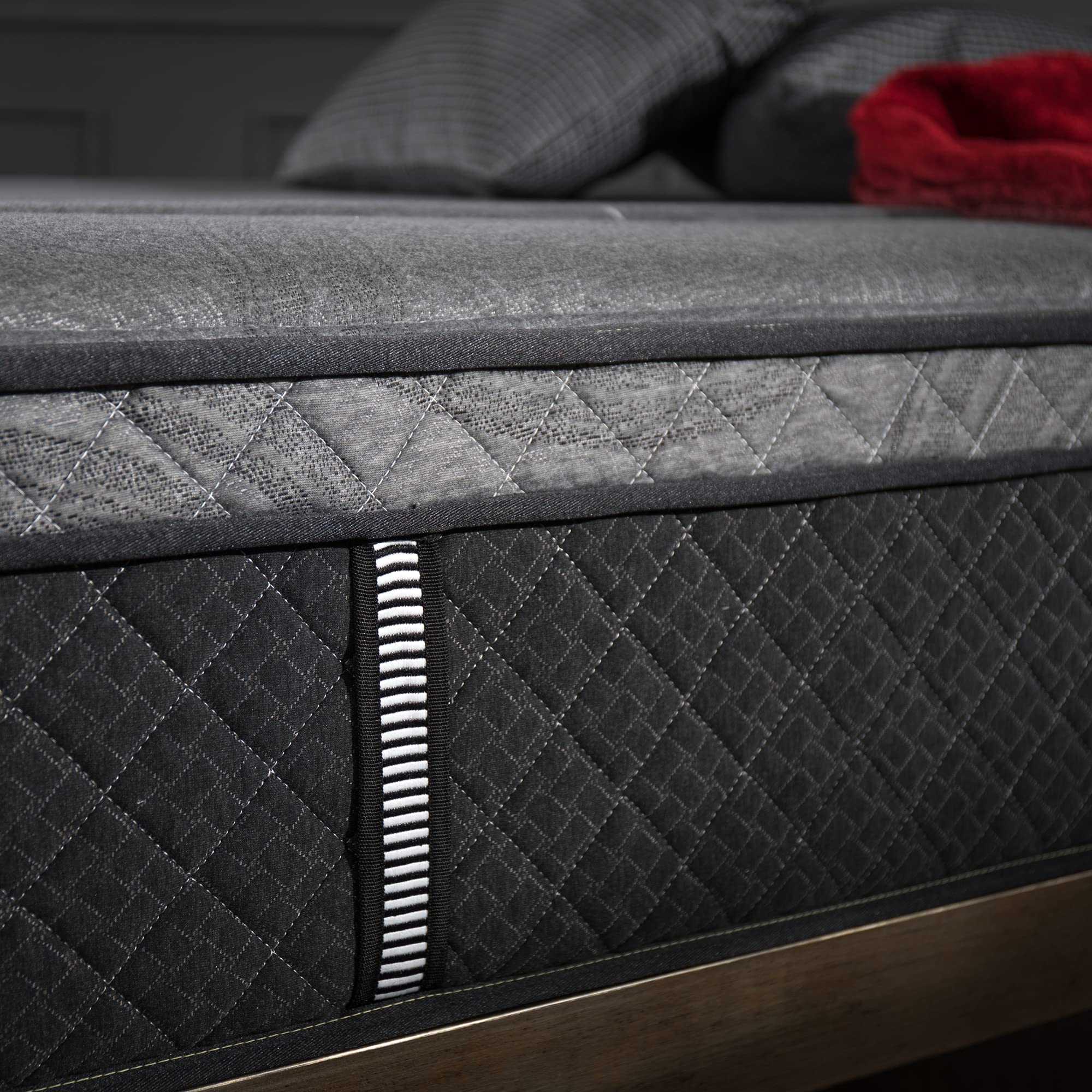 Zinus 12 Inch Euro Top Pocket Spring Hybrid Mattress/Pocket Innersprings for Motion Isolation/Bed-in-a-Box, Twin