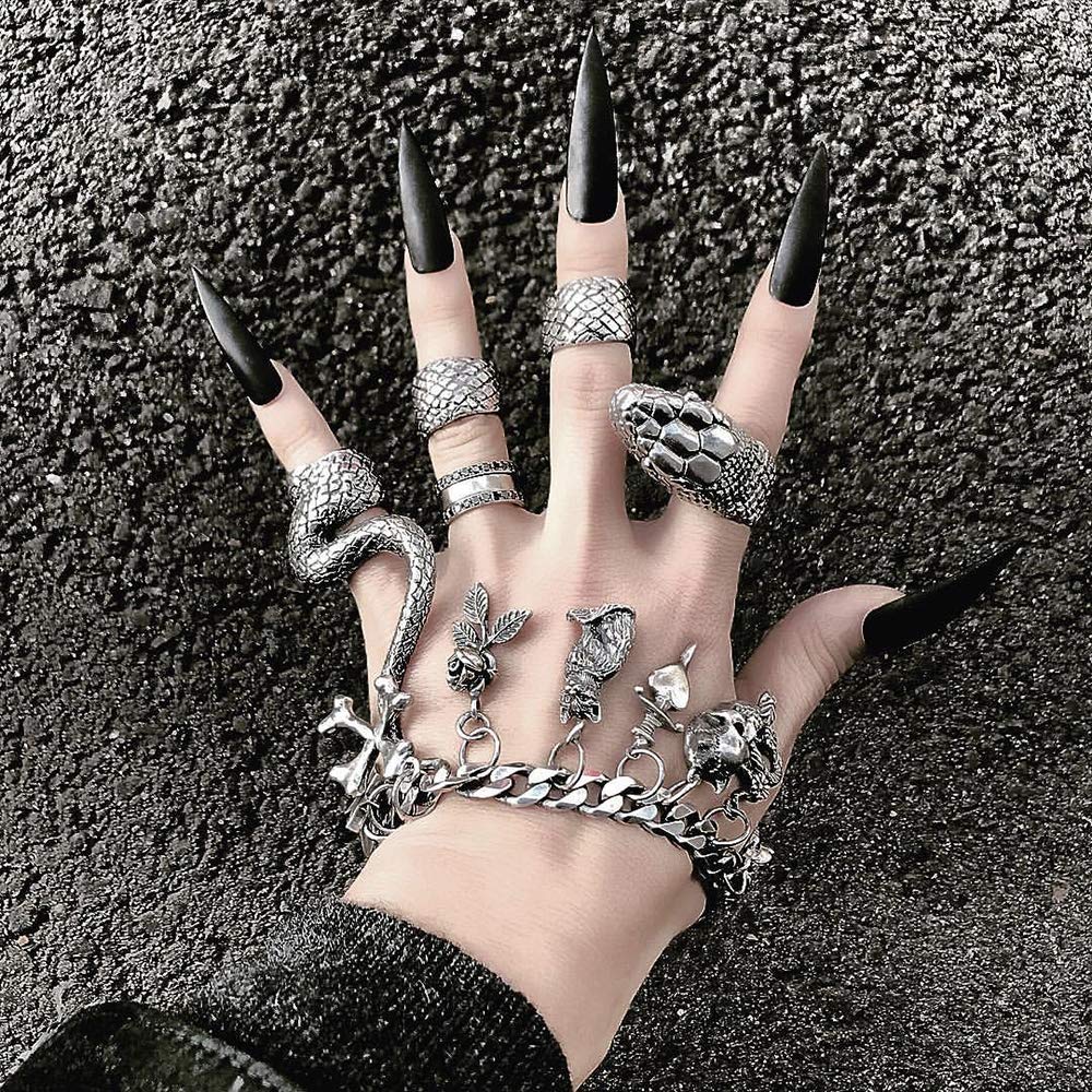 Xerling 4Pcs Gothic Snake Knuckle Rings Punk Finger Ring Set for Men Women Boys Girls Unisex Stacking Rings