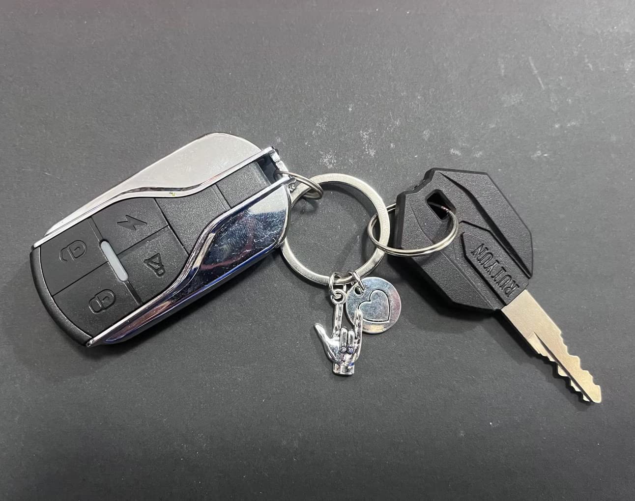 Sign Language Key Ring/Keychain/Zipper Pull - Sign Language Keychain - I Love You Sign Language - ASL Keychain - Signing Keychain