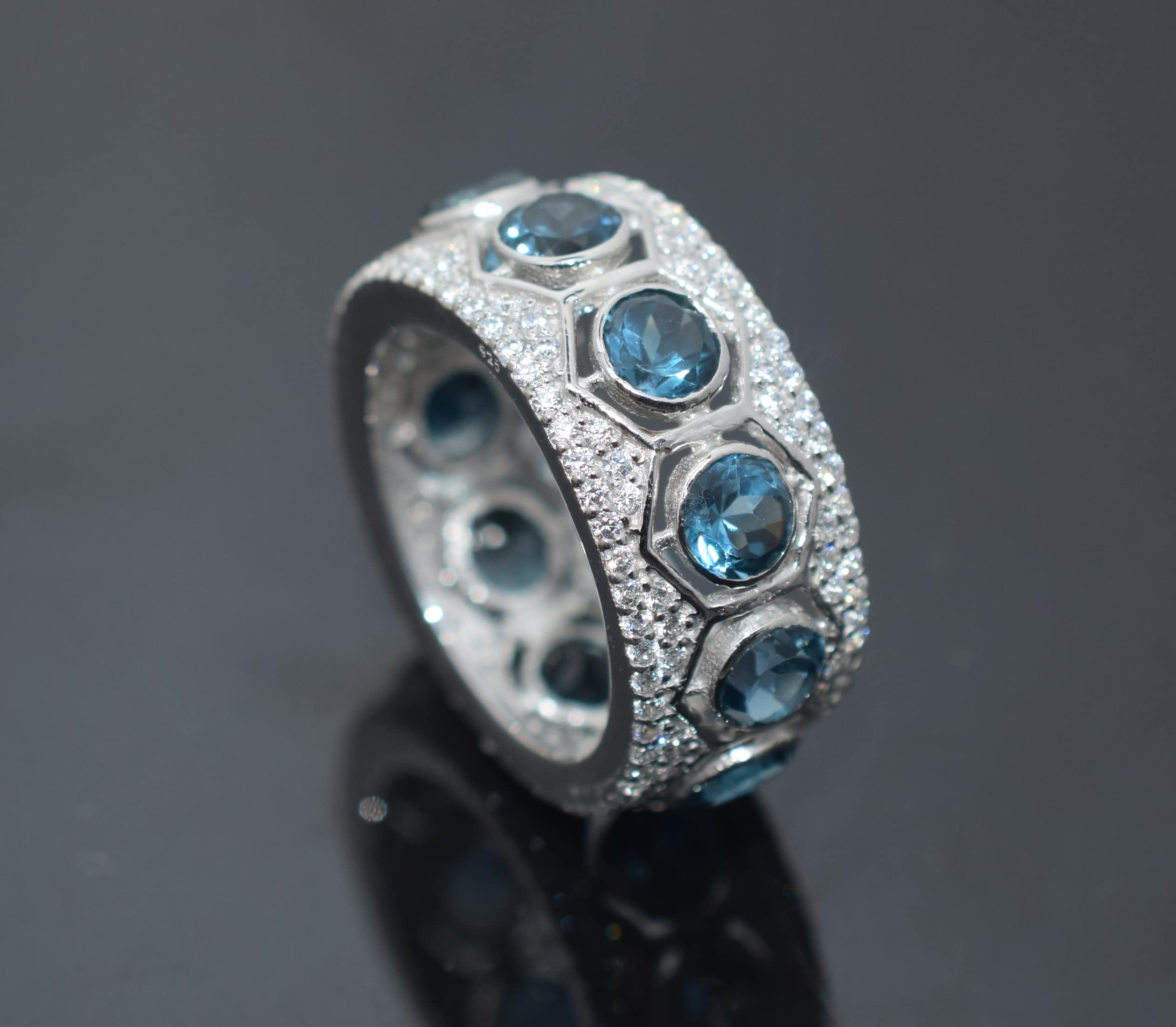 Women's Beautiful Natural Blue Topaz Gemstone Designer Ring 925 Sterling Silver Something blue, Sky blue, Wedding Band, Elegant Eternity Ring For Wedding/Marriage/Fastival/Annyversary (Size:-9)