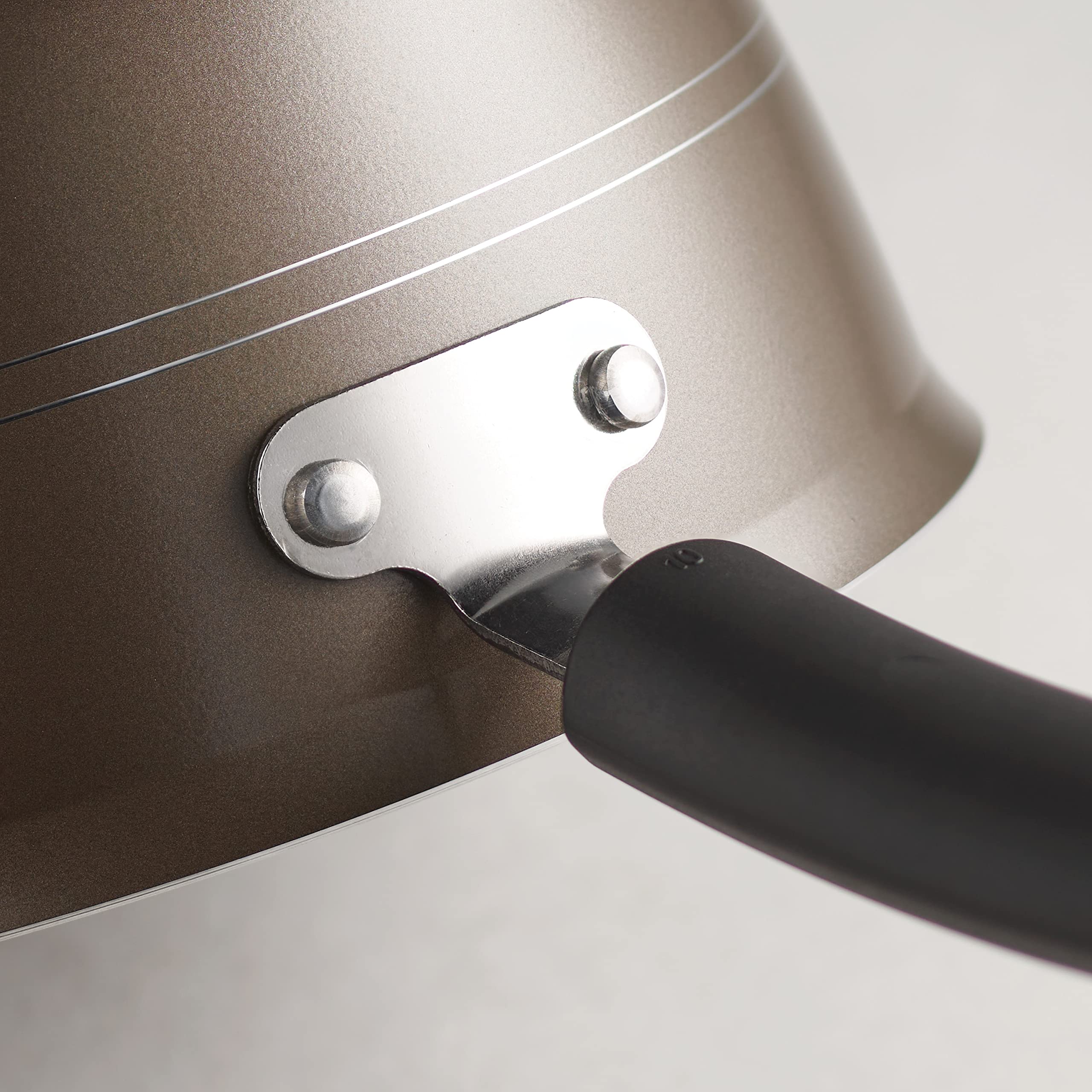 Tramontina Sicilia 9.5 in Aluminum Nonstick Sauté Pan - Hazelnut