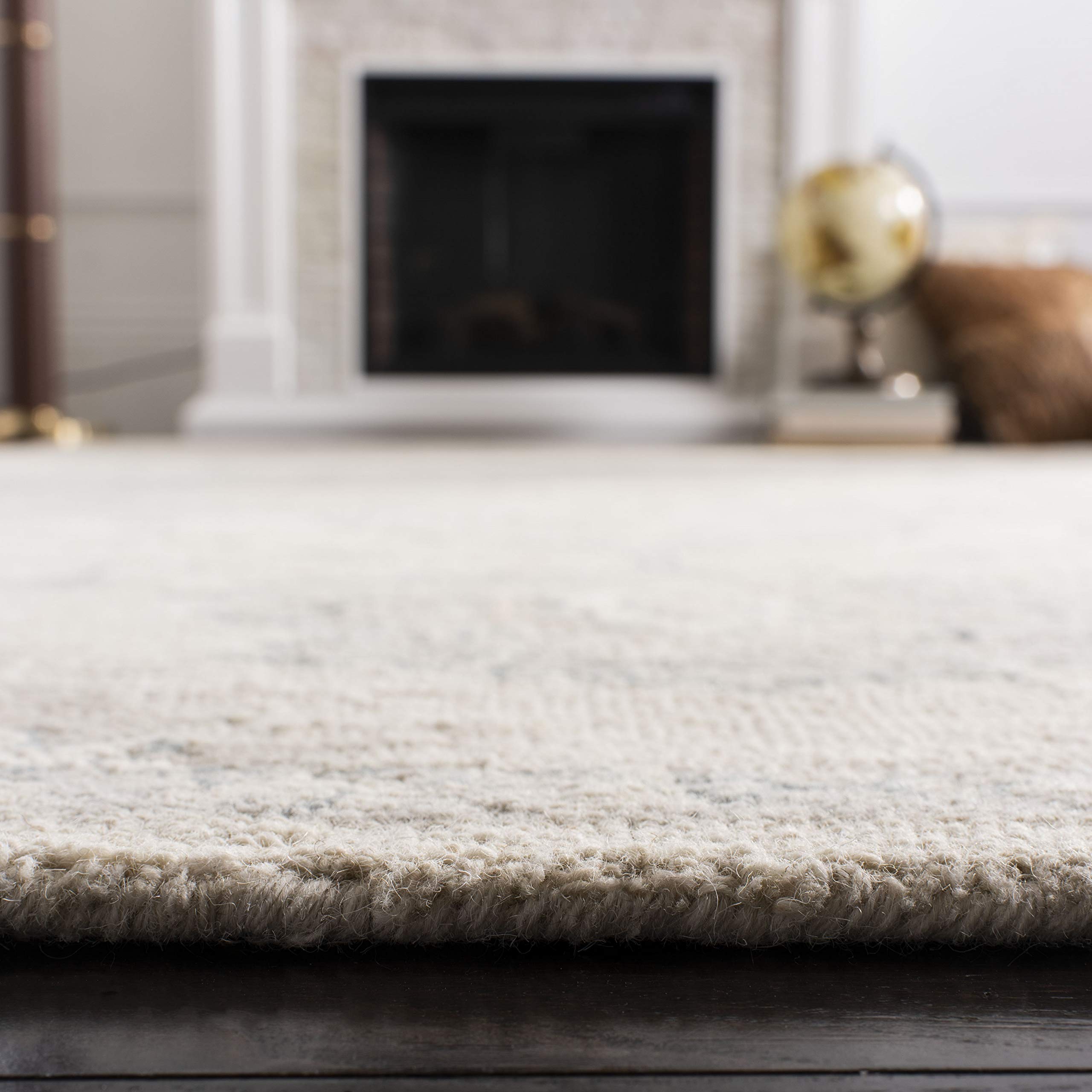 SAFAVIEH Micro-Loop Collection Area Rug - 9' x 12', Ivory & Beige, Handmade Shabby Chic Medallion Wool, Ideal for High Traffic Areas in Living Room, Bedroom (MLP503B)