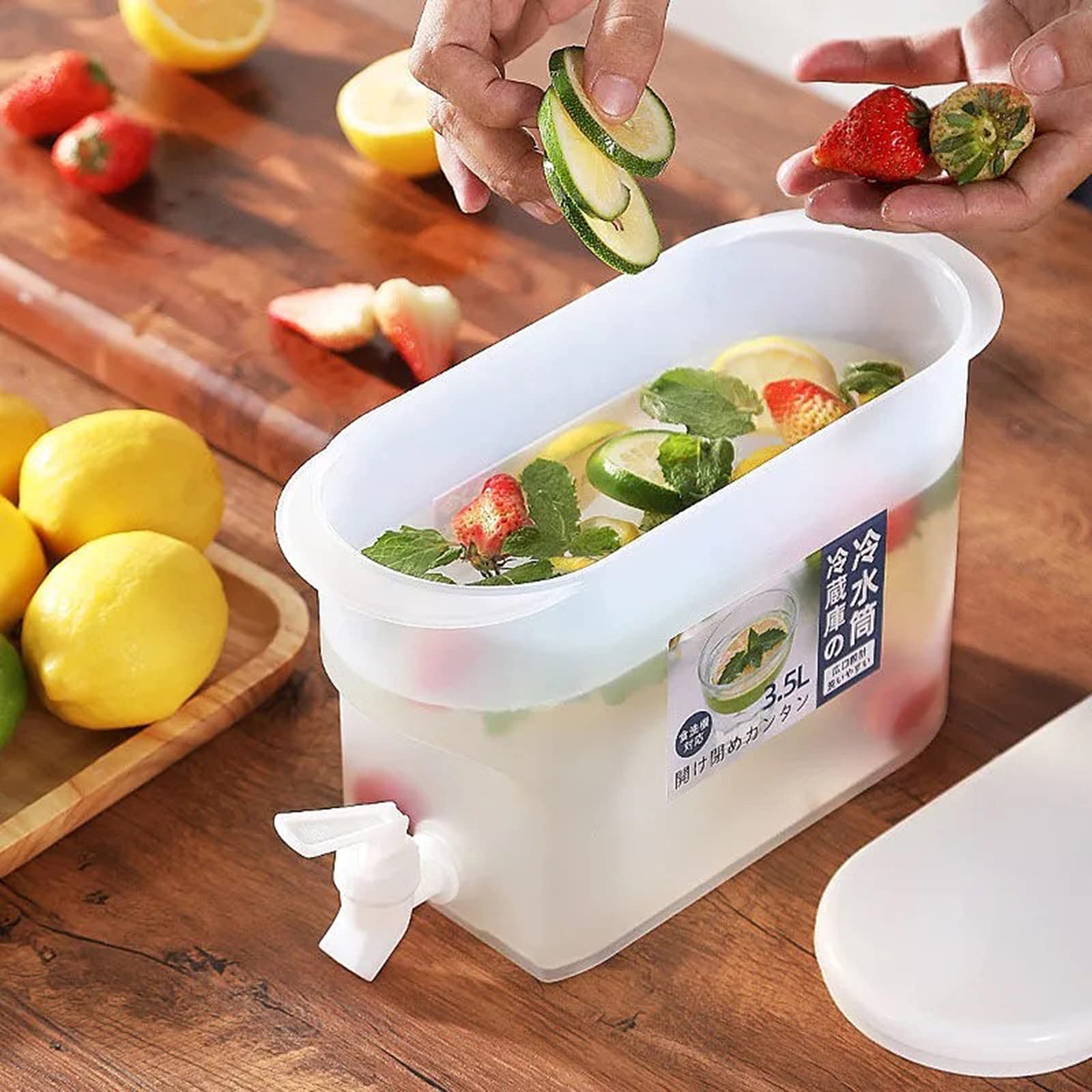 WYSRJ Cold Kettle with Faucet in Refrigerator, Drink Dispenser for Fridge, Plastic Water Jugs Fruit Teapot Lemonade Bucket Drink Container for Fridge, 3.5L/1 Gallon