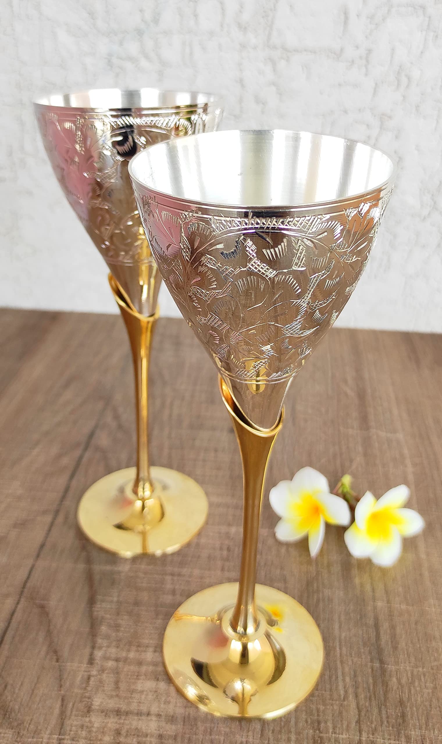 VIBRANIC Wine Glass Handmade Engraved Vintage Silver Plated Brass Champagne curved Fluted Wine Glass Pack of 2