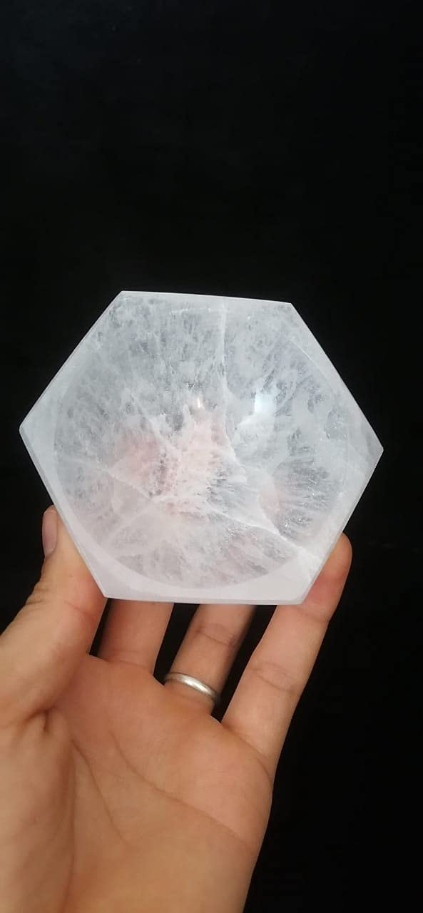 Selenite Bowl Round, Moroccan Handemade Bowl Polished Size Around 10×3 cm 340 gr, White (Shape Hexagon)