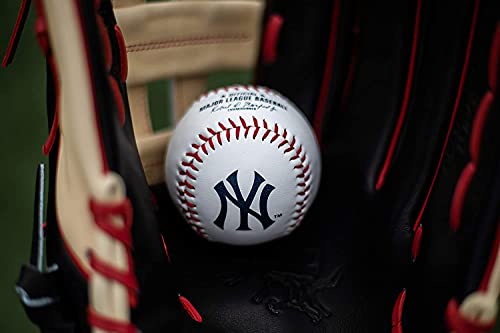 Rawlings MLB New York Yankees Team Logo Baseball, White, 1