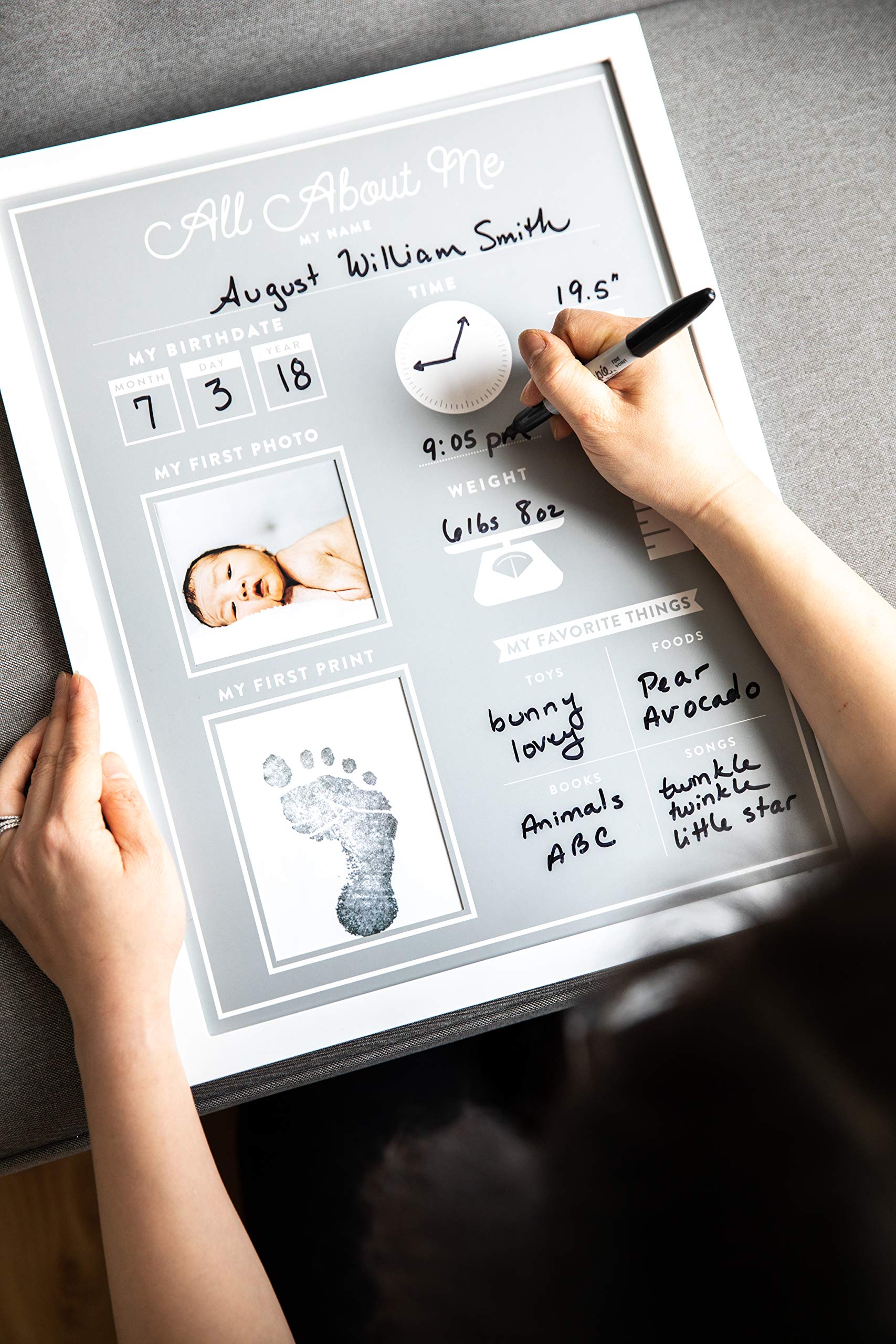Pearhead All About Me Baby’s 1st Year Frame and Clean-Touch Ink Pad, Baby Highlight Board, Creative Baby Keepsakes, Gray