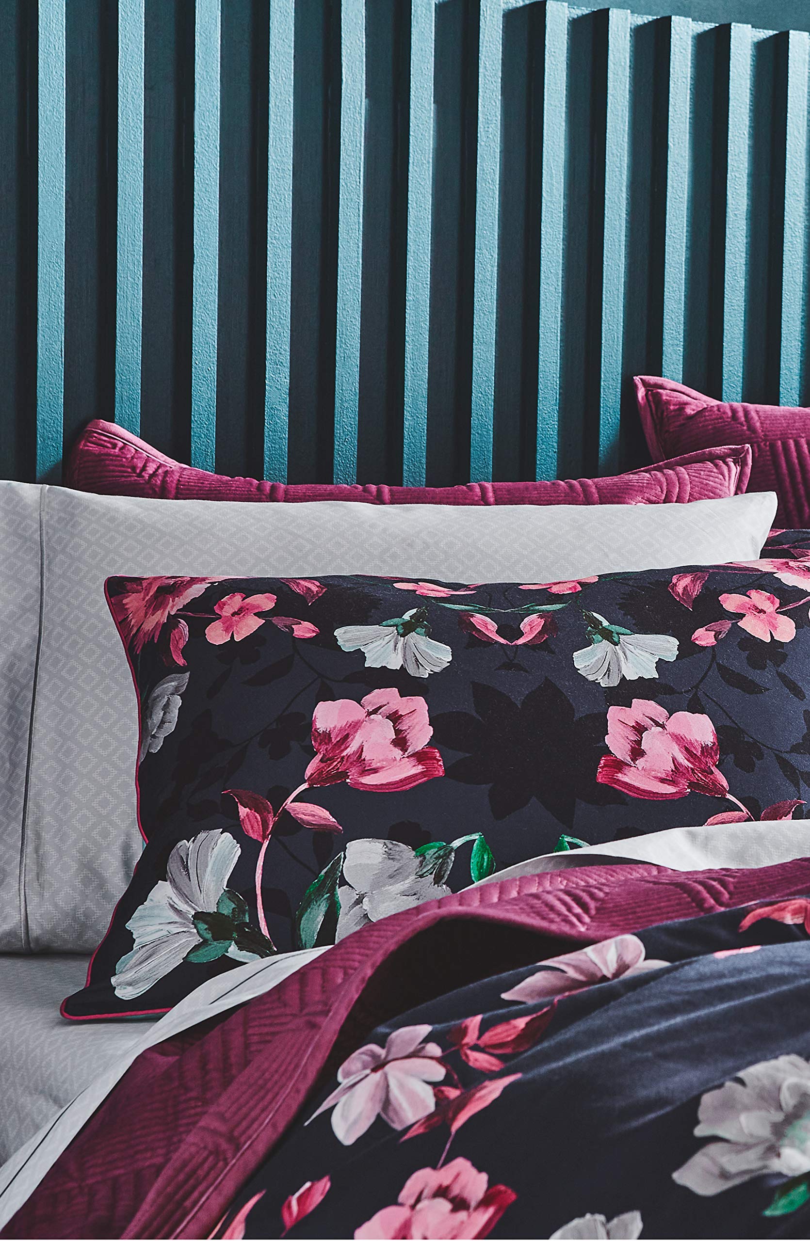 Ted Baker Rhubarb Duvet Set, King, Navy
