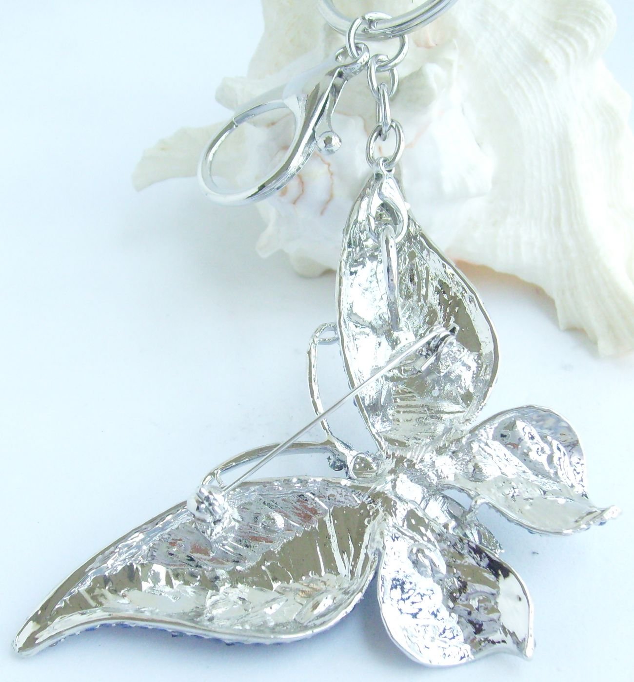 Sindary Pretty Butterfly Keychain Pendant Austrian Crystal K4538 (Silver-Tone Blue)
