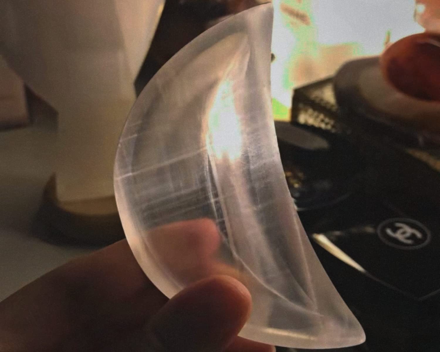 XMHOME Selenite Stones Bowl Crystal Charging Plate Leaf Shaped Small Unique Decorative Dish 1 Pcs