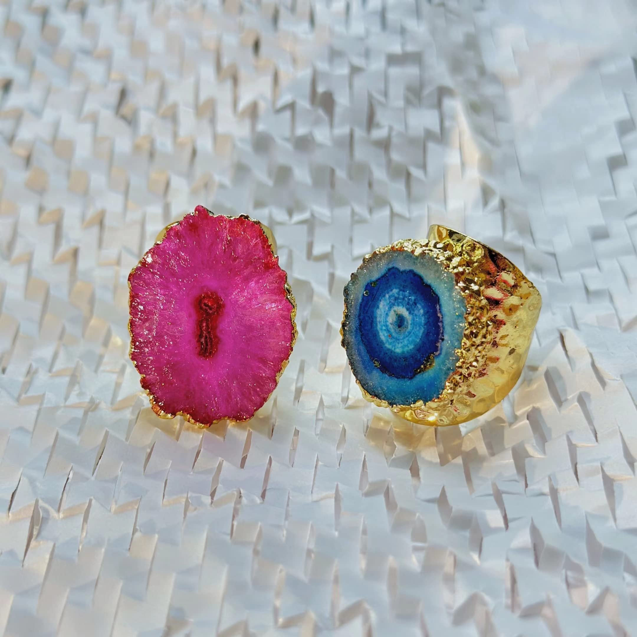 YEEVAA Natural Agate Quartz Geode Druzy Ring Healing Crystal Stone Adjustable Open Wide Gemstone Ring Jewelry Gift-1PC (Blue Agate,Gold Plated)