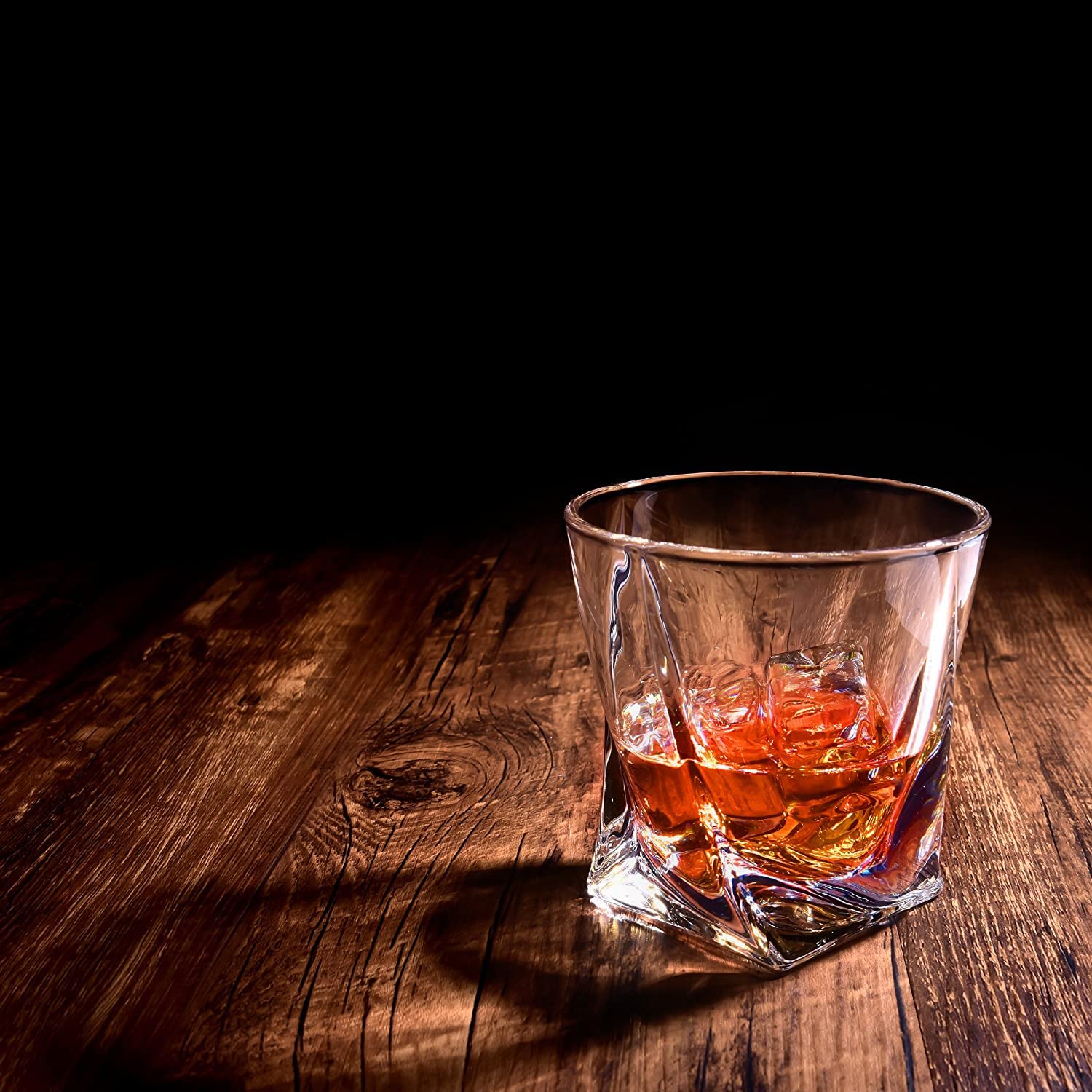 Vaci Crystal Whiskey Glasses – Set of 2 Bourbon Glasses, Tumblers for Drinking Scotch, Cognac, Irish Whisky, Large 10oz Premium Lead-Free with Stainless Steel Flasks, Cups, Luxury Gift Box