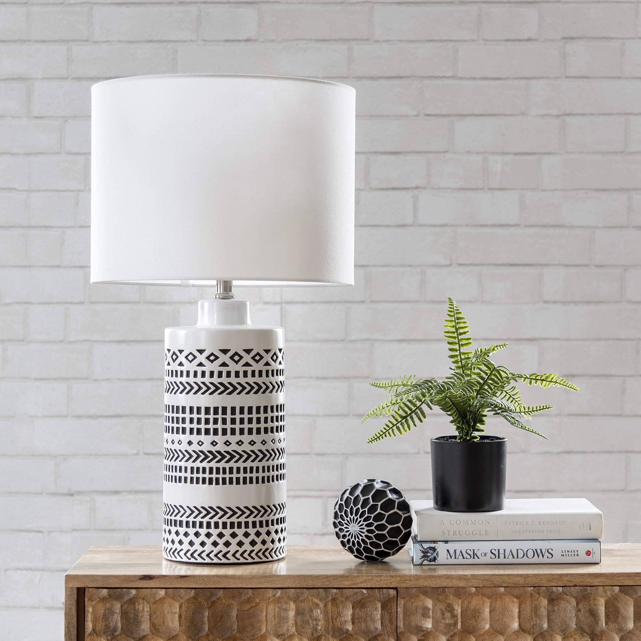 nuLOOM Yuma 24" Ceramic Table Lamp