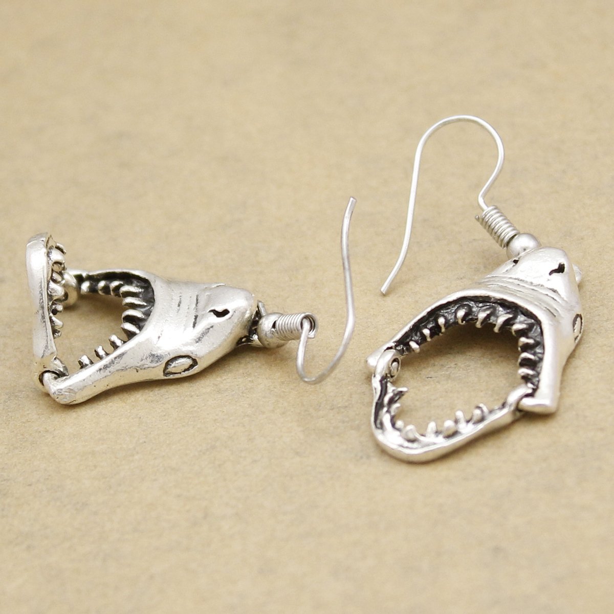 RechicGu Vintage Silver Shark Hinged Moveable Tooth Jaws Skull Hell Demon Mouth Dangle Earrings Fancy Dress