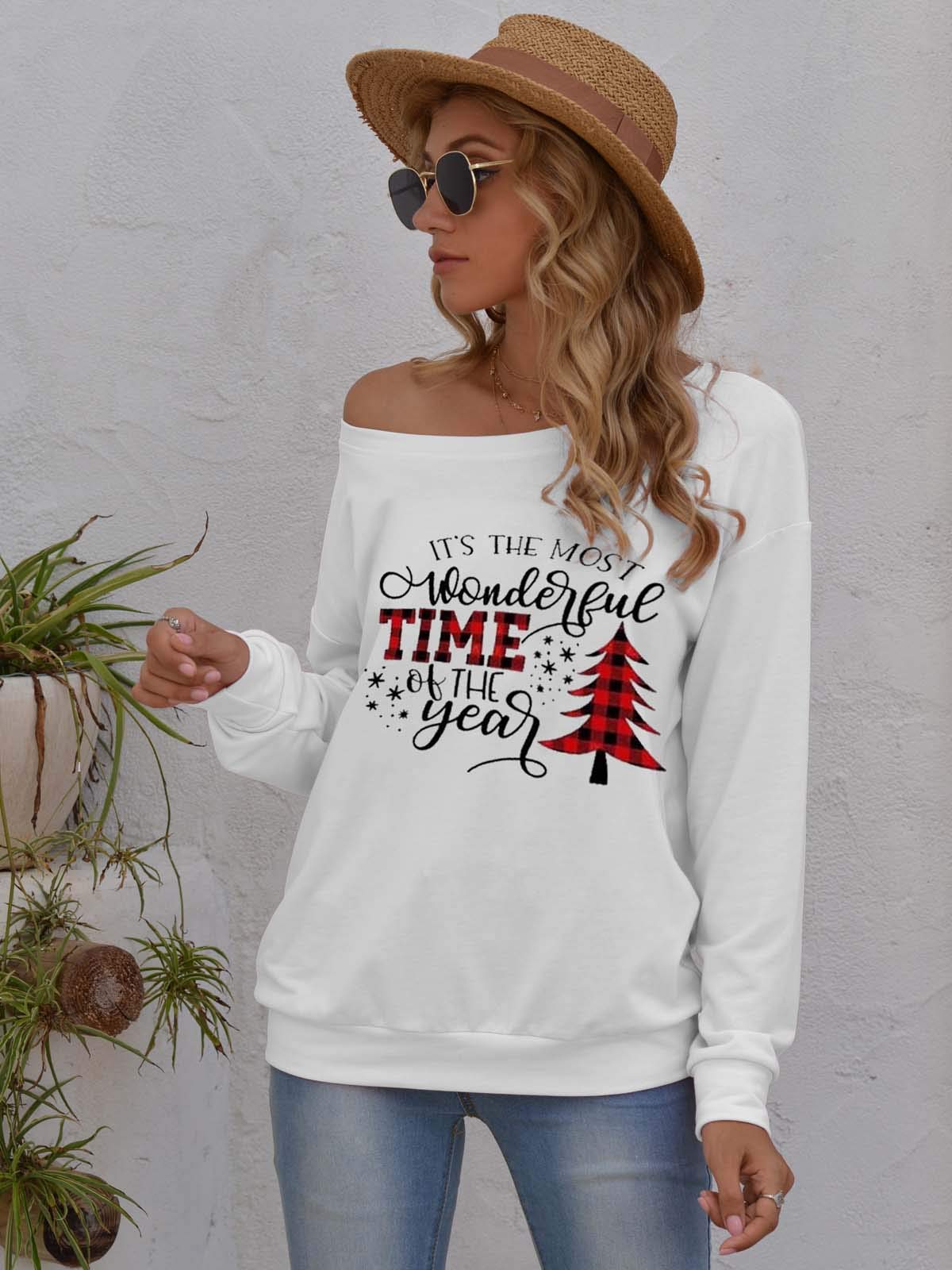 SENFURE Merry Christmas Sweatshirts for Women Christmas Tree Print Long Sleeve Sweatshirt Off the Shoulder Pullover T-Shirt Top