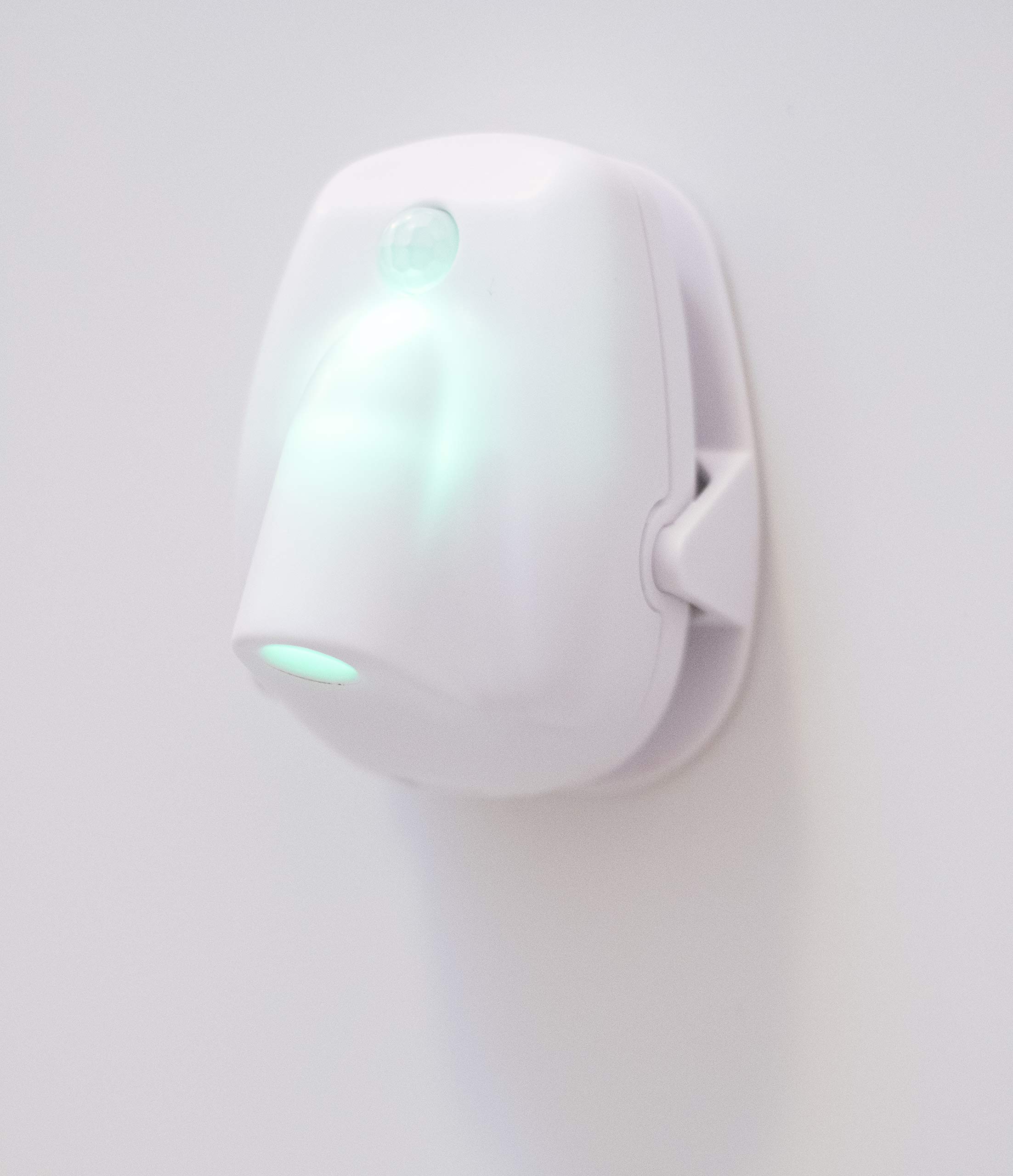 Potty Training Seat Target for Kids, Baby Boys, Toddlers, Parents | Safe Fun Motion Activated Night Light | Taddler Tech | Battery Powered Target for Kids | Builds Confidence, Independence, Habits