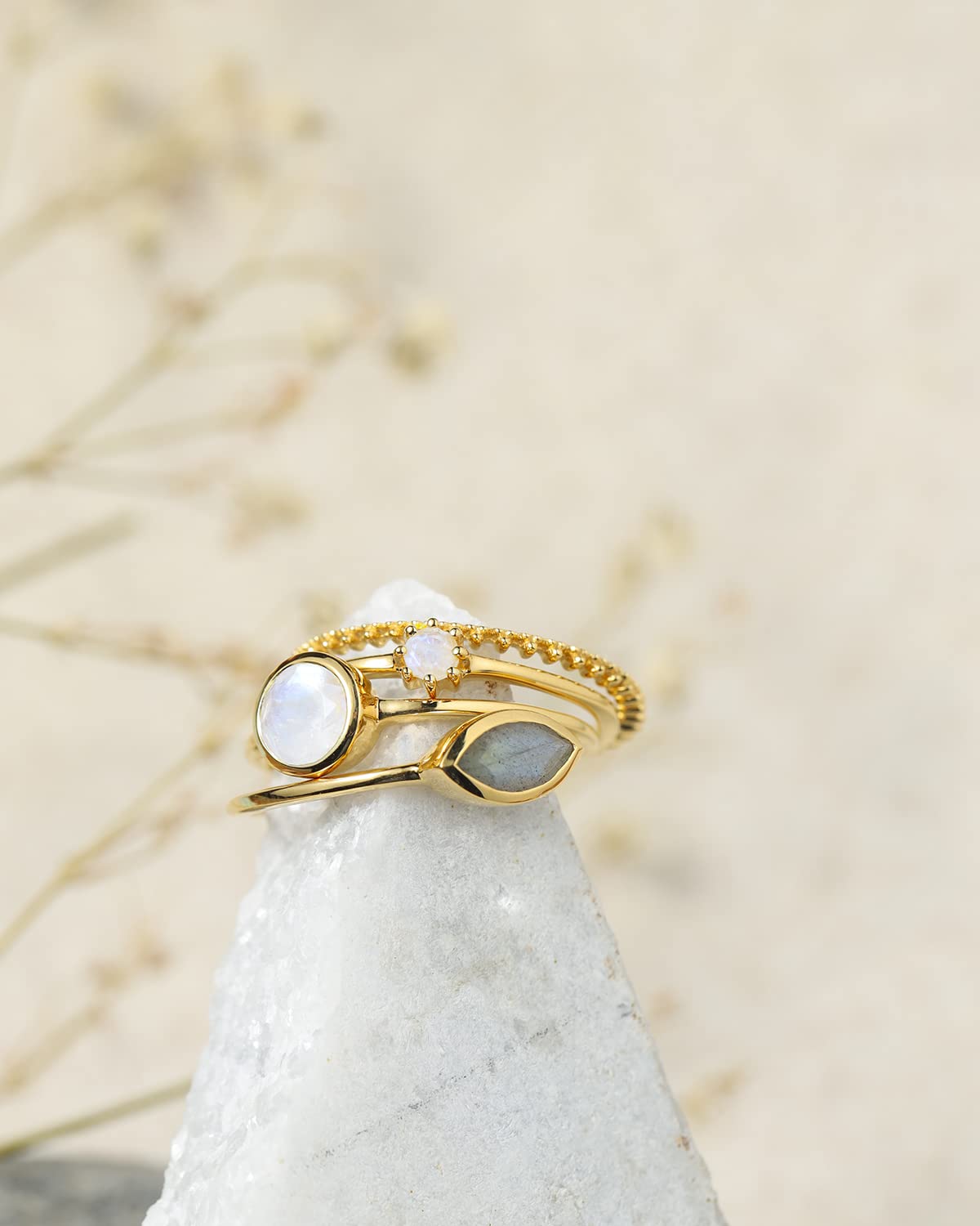 YoTreasure Moonstone Labradorite Love Ring Gold Over Silver Stackable Rings Set