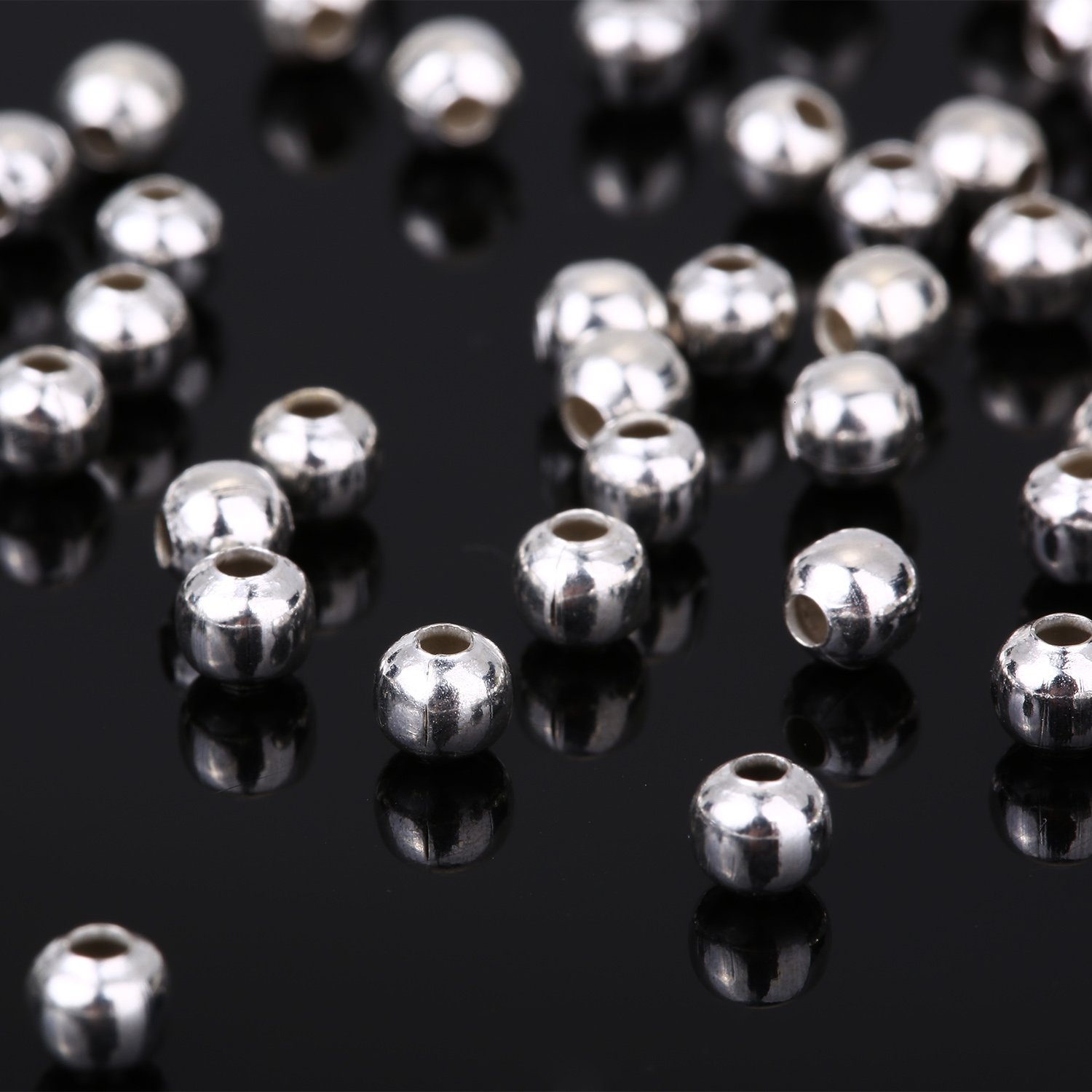 Pangda 1000 Pack 4 mm Metal Spacer Beads Metallic Plated Round Beads Tiny Smooth Beads for Necklaces, Bracelets and Jewelry Making (Silver)