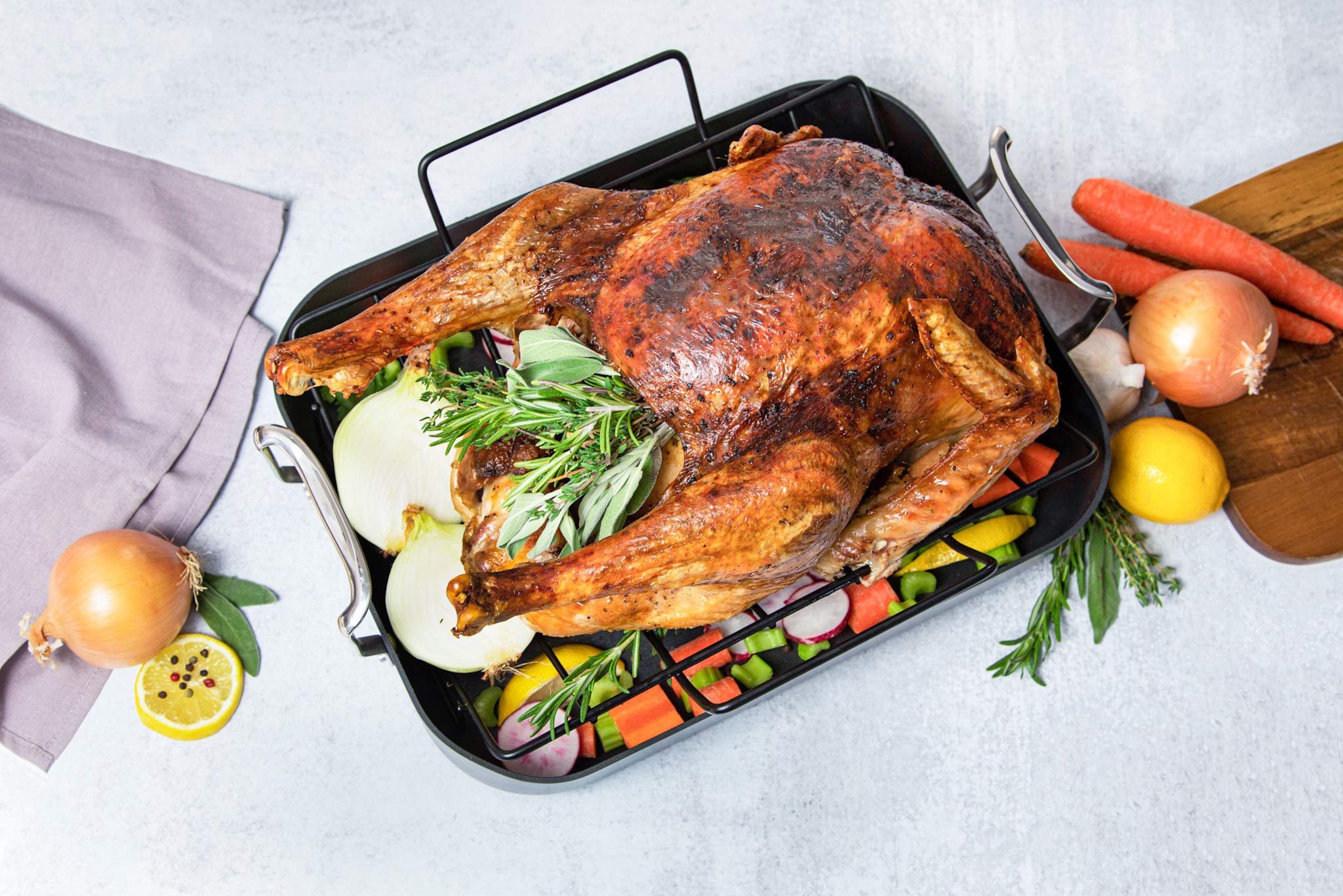 Turkey Roasting Pan, By Kook, Hard Anodized Roaster, Non stick, with Metal Rack and Stainless Steel Handles, 17 Inches from Handle to Handle (Grey)