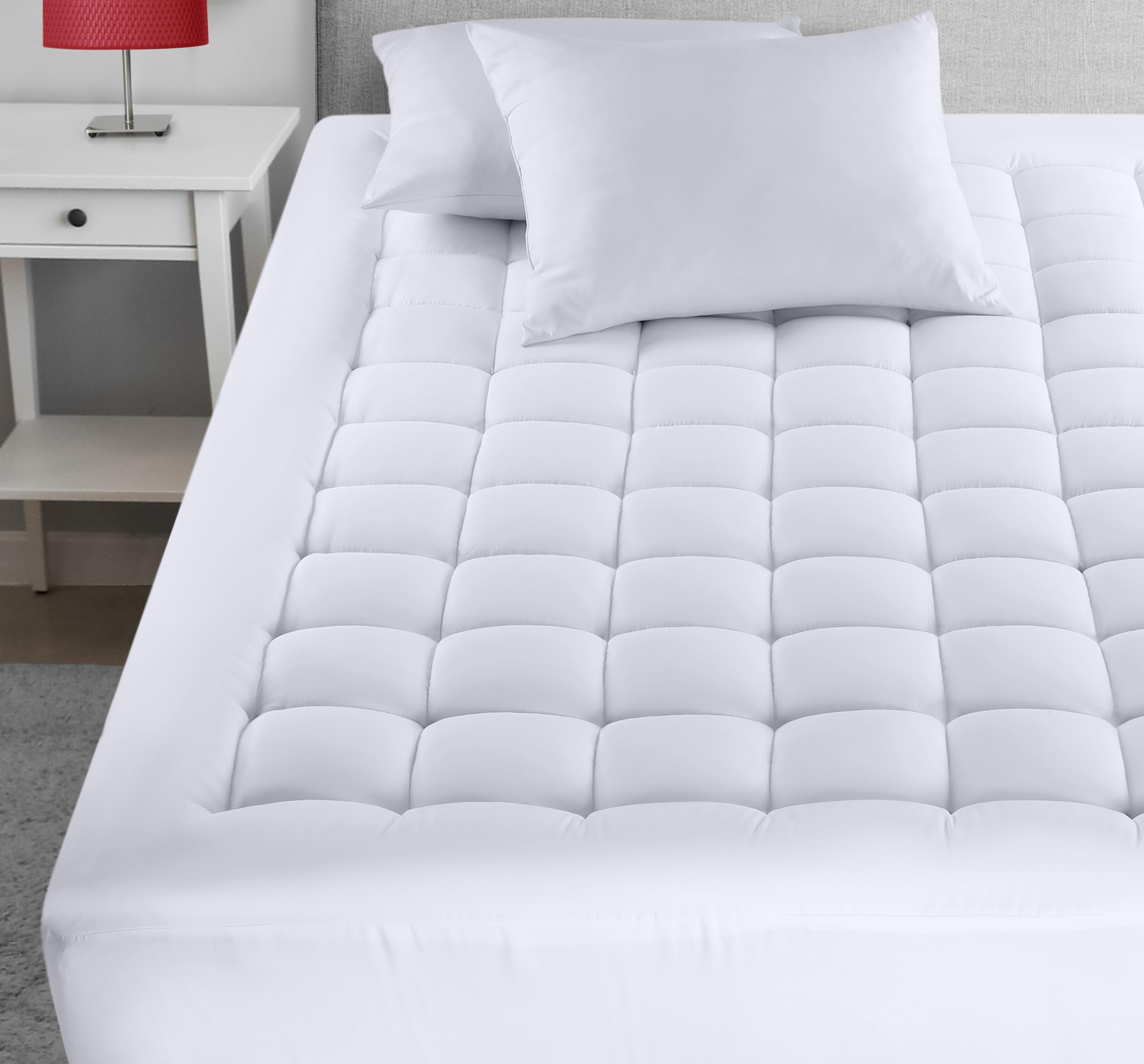 Utopia Bedding King Mattress Pad, Quilted Fitted Premium Mattress Protector, Deep Pocket Mattress Cover Stretches up to 16 Inches, Fluffy Pillow Top Mattress Topper (78x80 Inches, White)